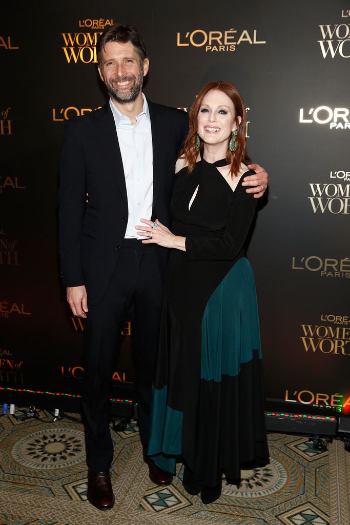 Altersunterschied Zwischen Ehemann Und Julianne Moore