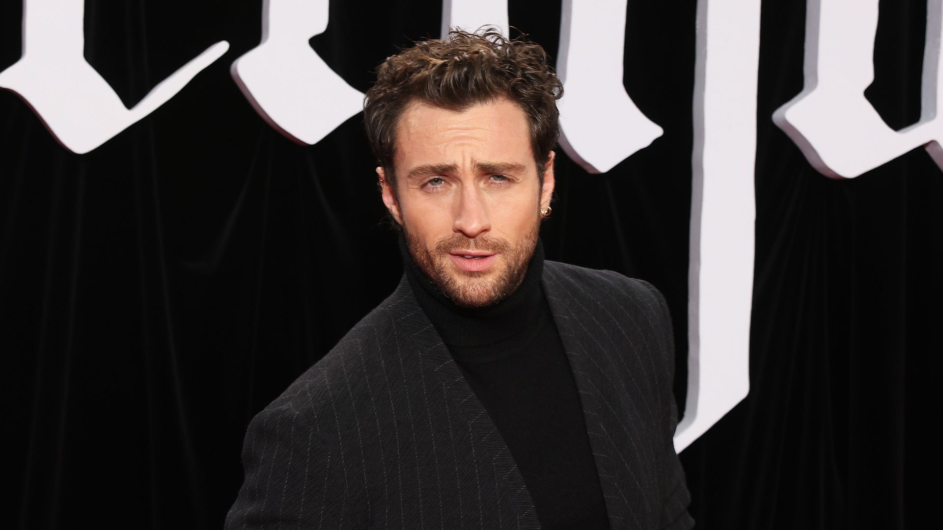 Arrasar Aaron Johnson