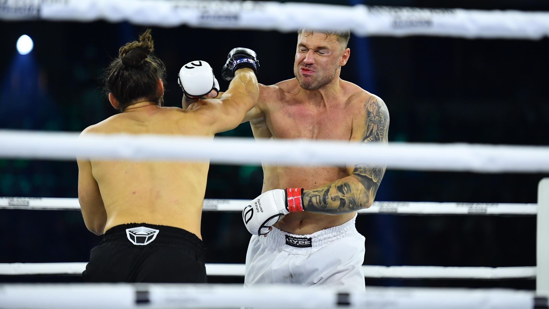 Adriano Salvaggio vs. Chris Broy: Wer holt sich den Sieg?