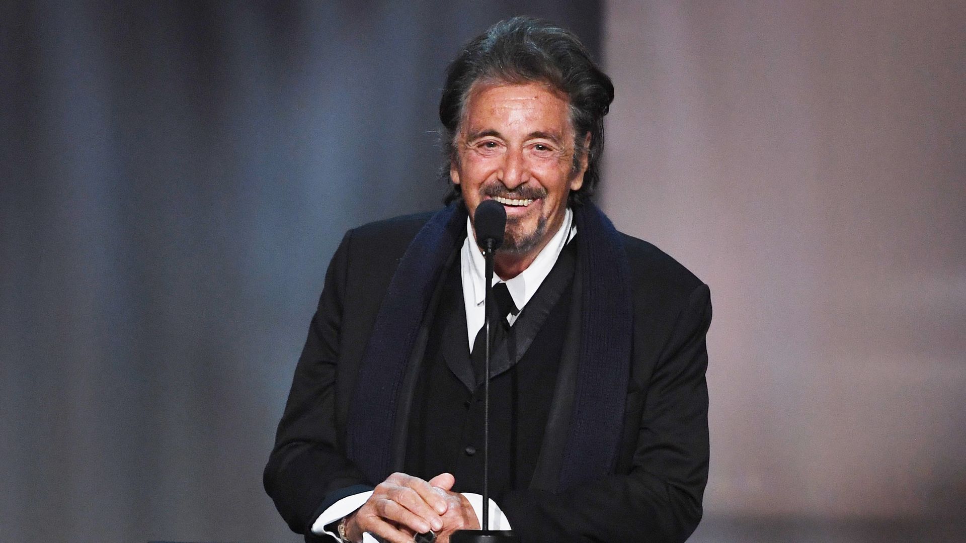 So begeistert schwärmt Al Pacino (84) von Söhnchen Roman (1)