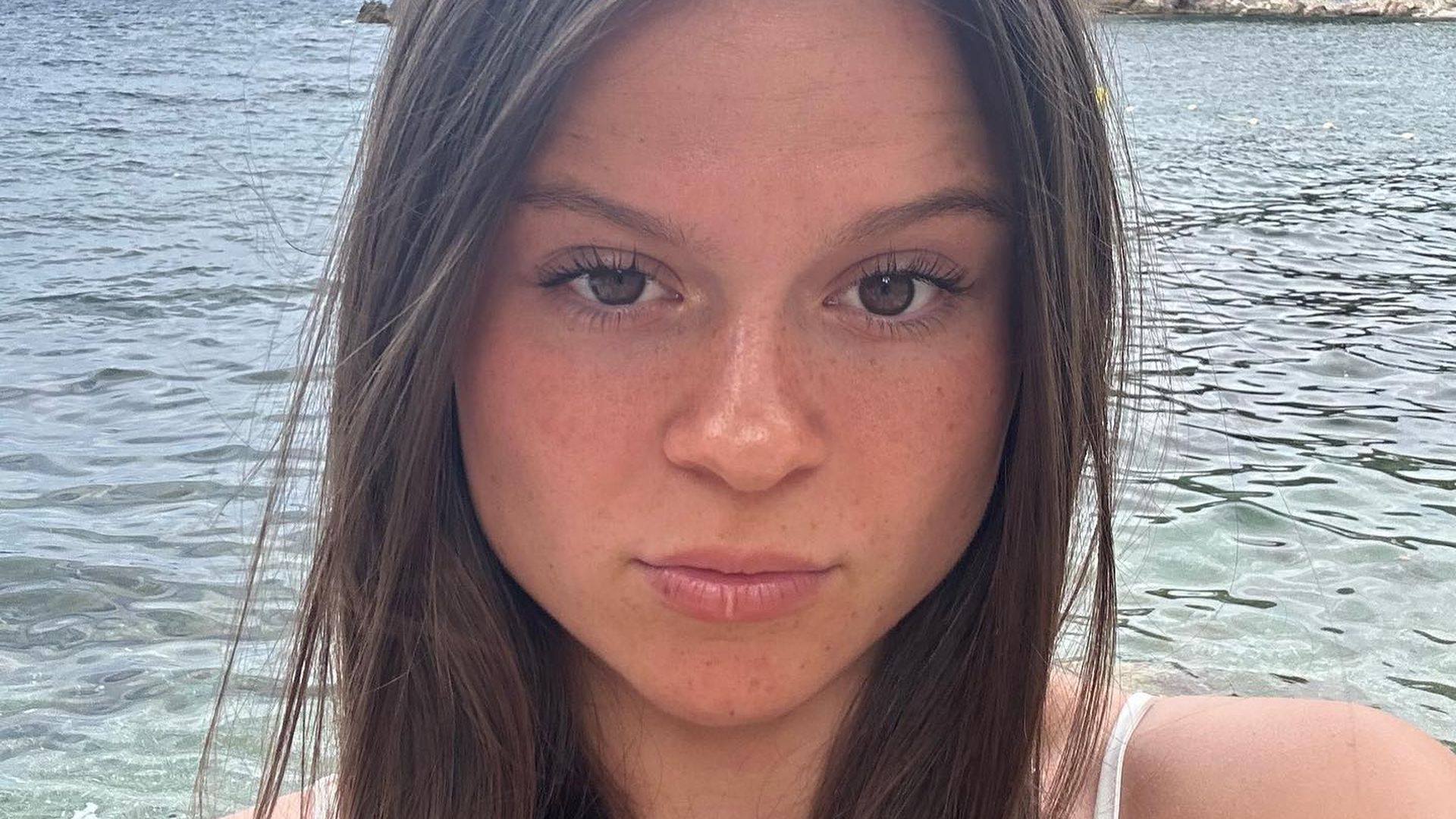 Die TikTokerin Anaïs Robin stirbt mit 21 bei Verkehrsunfall