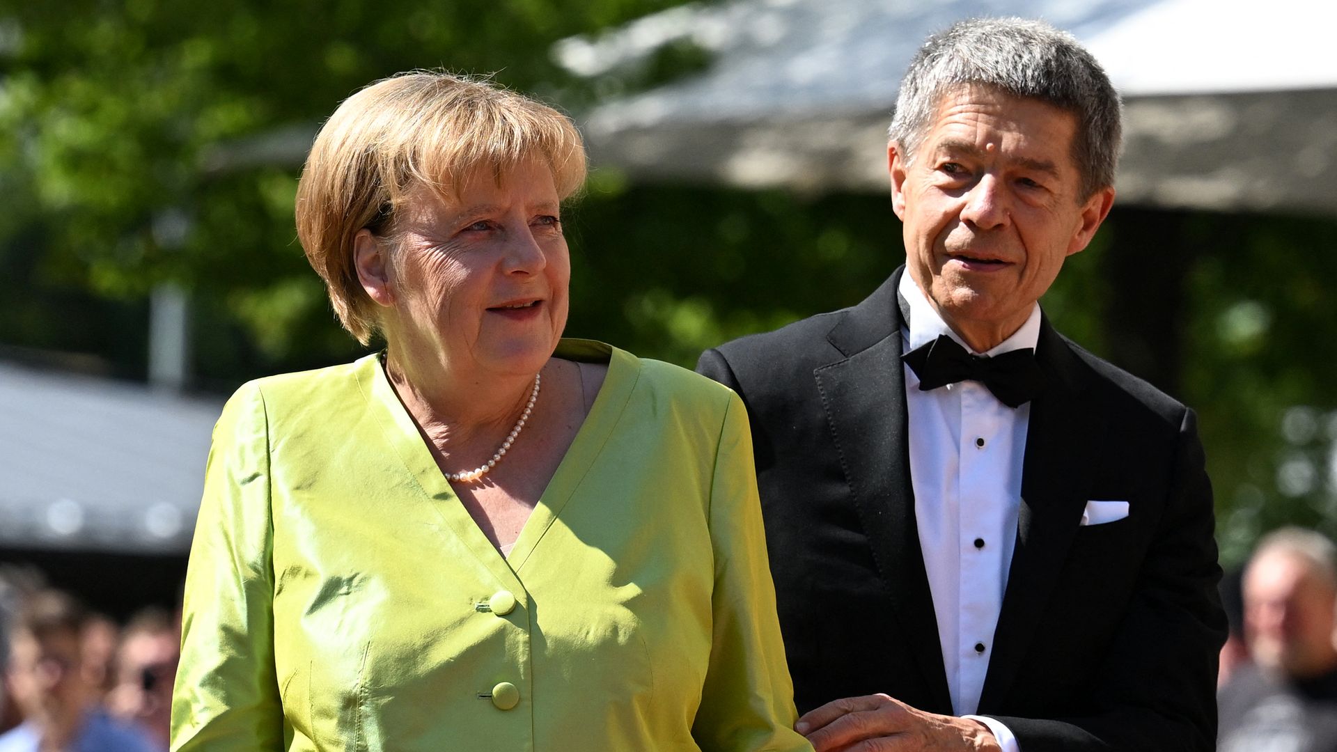 Rucksack-Touris: Angela Merkel und ihr Mann genießen Urlaub