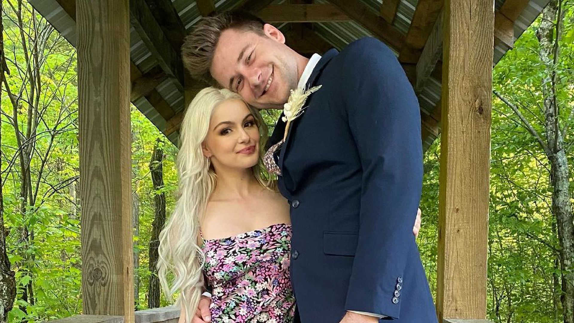 Selten: "Modern Family"-Star Ariel Winter turtelt mit Freund