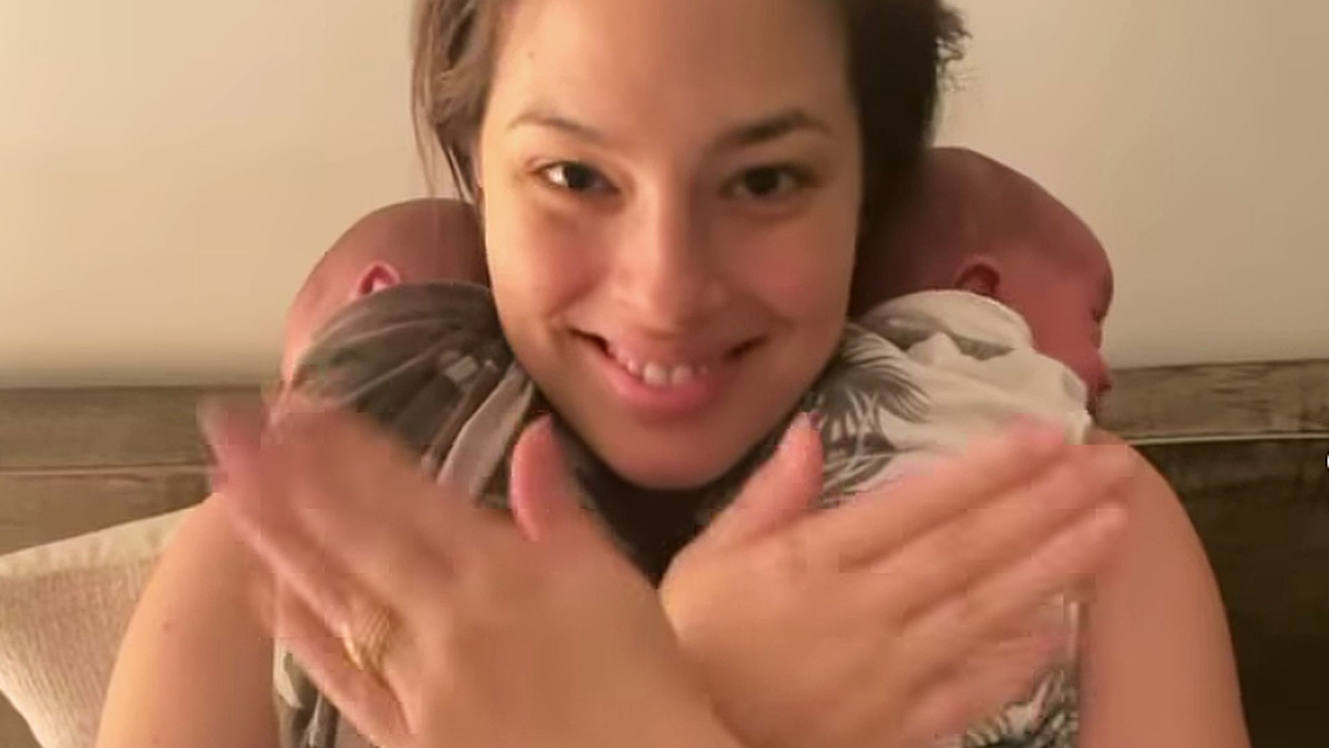 Ashley Graham verteidigt Entscheidung, nicht mehr zu stillen