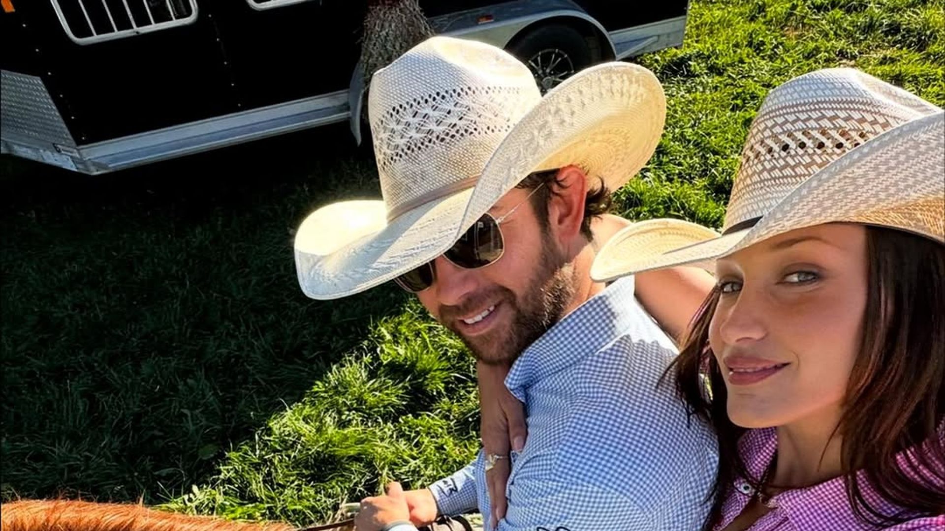 Seltener Einblick in Bella Hadids Beziehung mit ihrem Adan