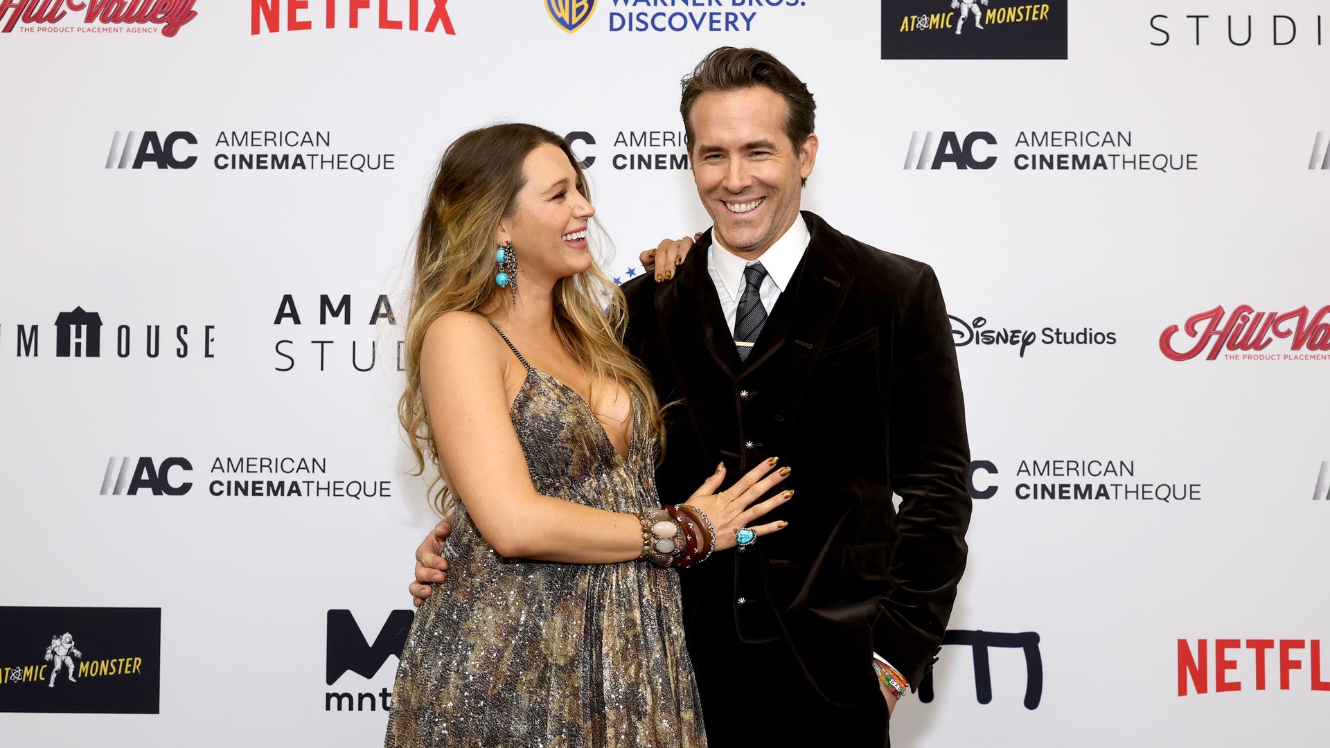 Blake Lively macht sich im Netz über Ryan Reynolds lustig!