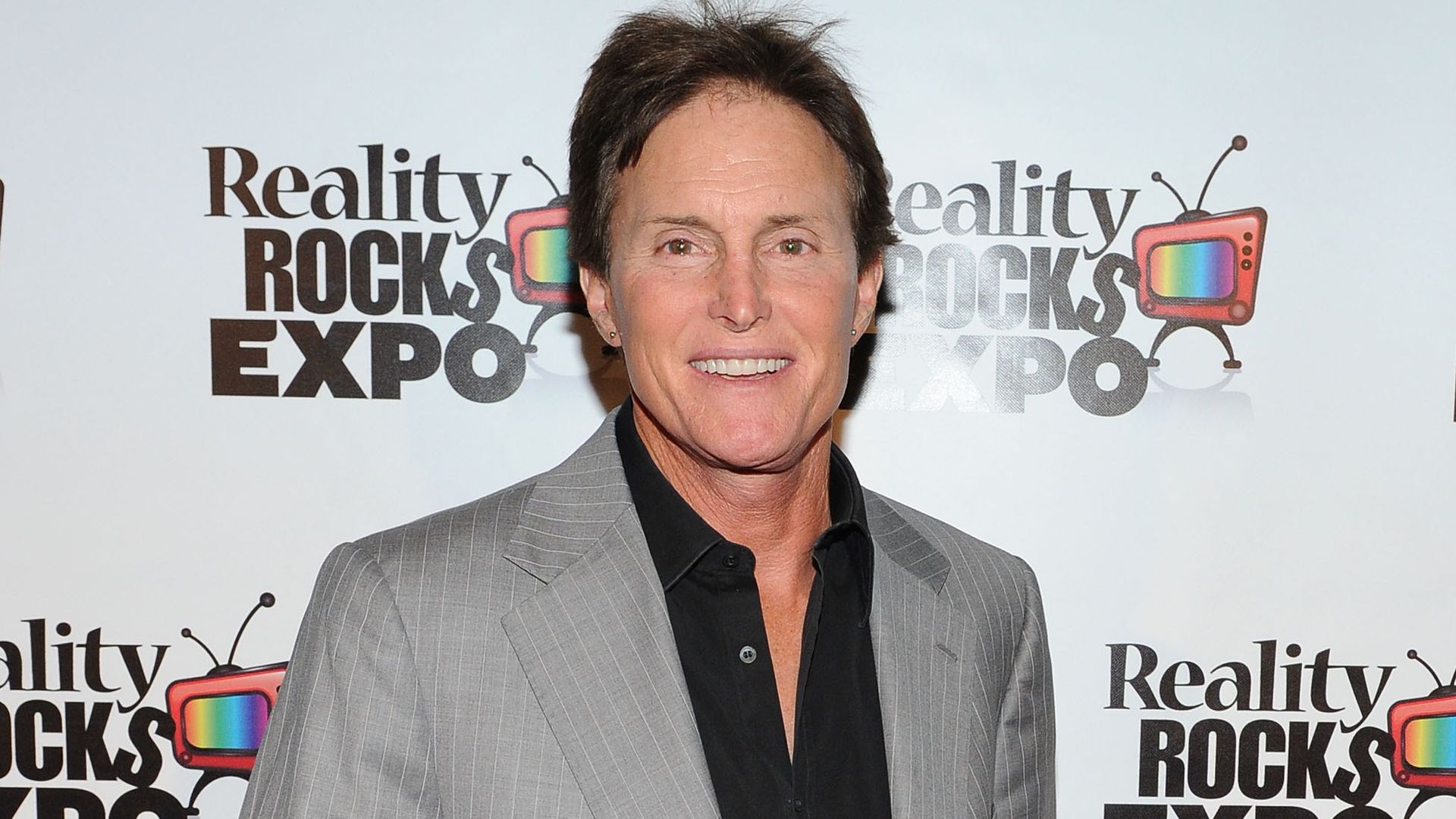 Nach Kehlkopf-Rasur: 1. Foto von Bruce Jenner