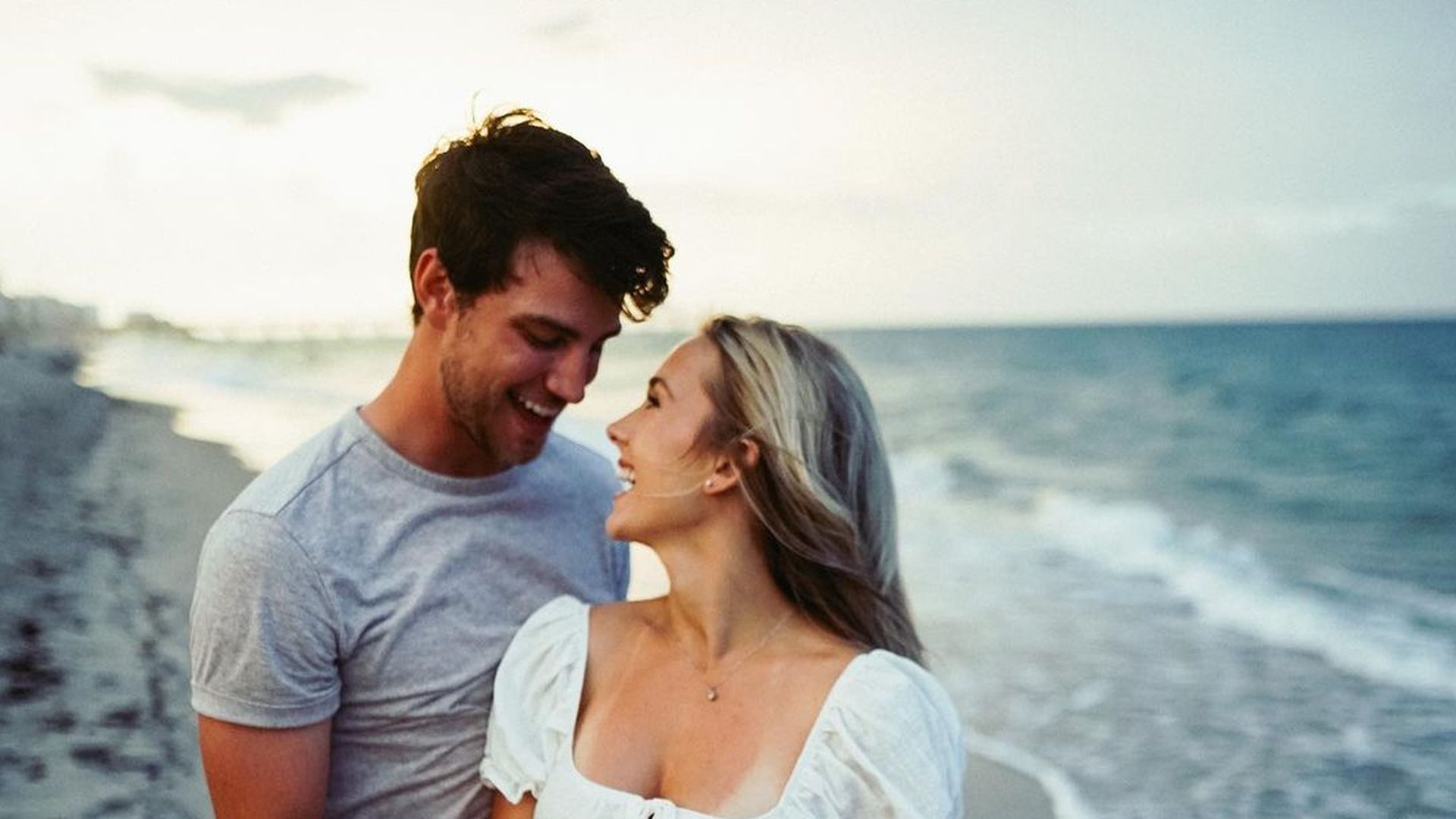 Babynews: "Süße Magnolien"-Star Carson Rowland wird Vater