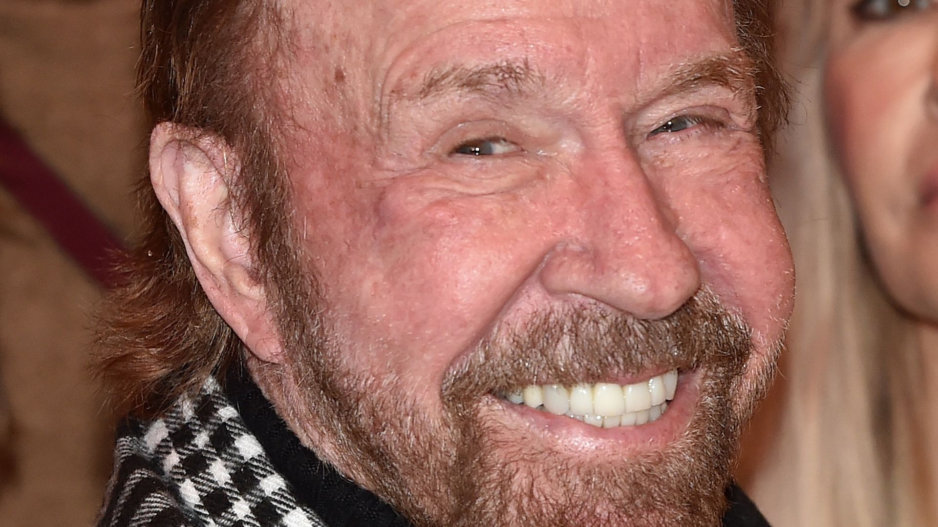 Medizinischer Notfall: Chuck Norris in Klinik eingeliefert
