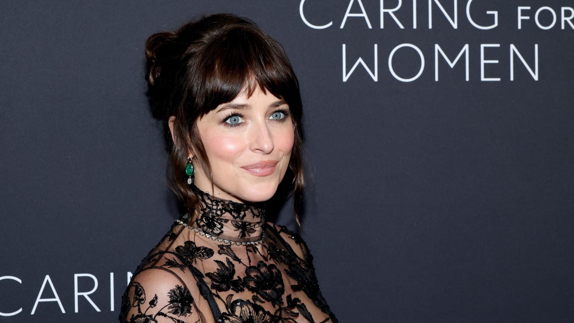 Altes Video geht viral: Geht Dakota Johnson hier zu weit?