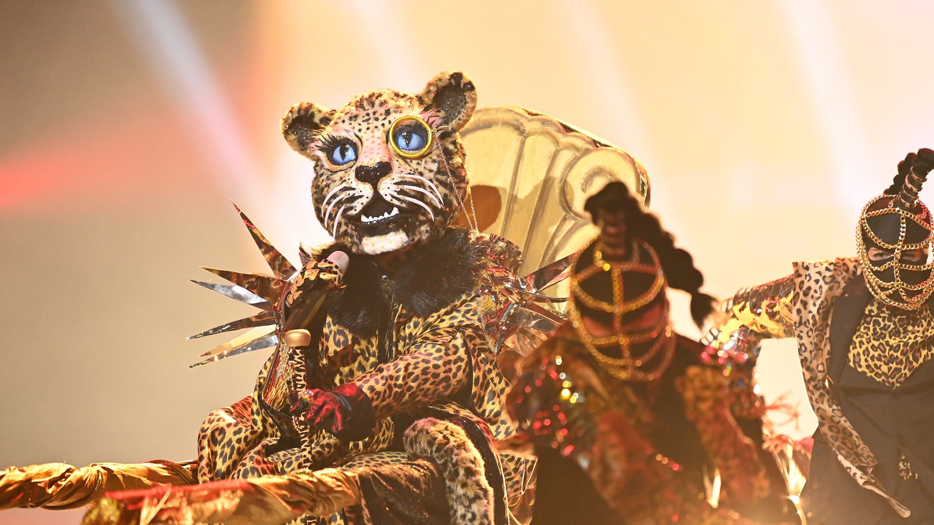 Der "The Masked Singer"-Leopard kriecht auf die Bühne