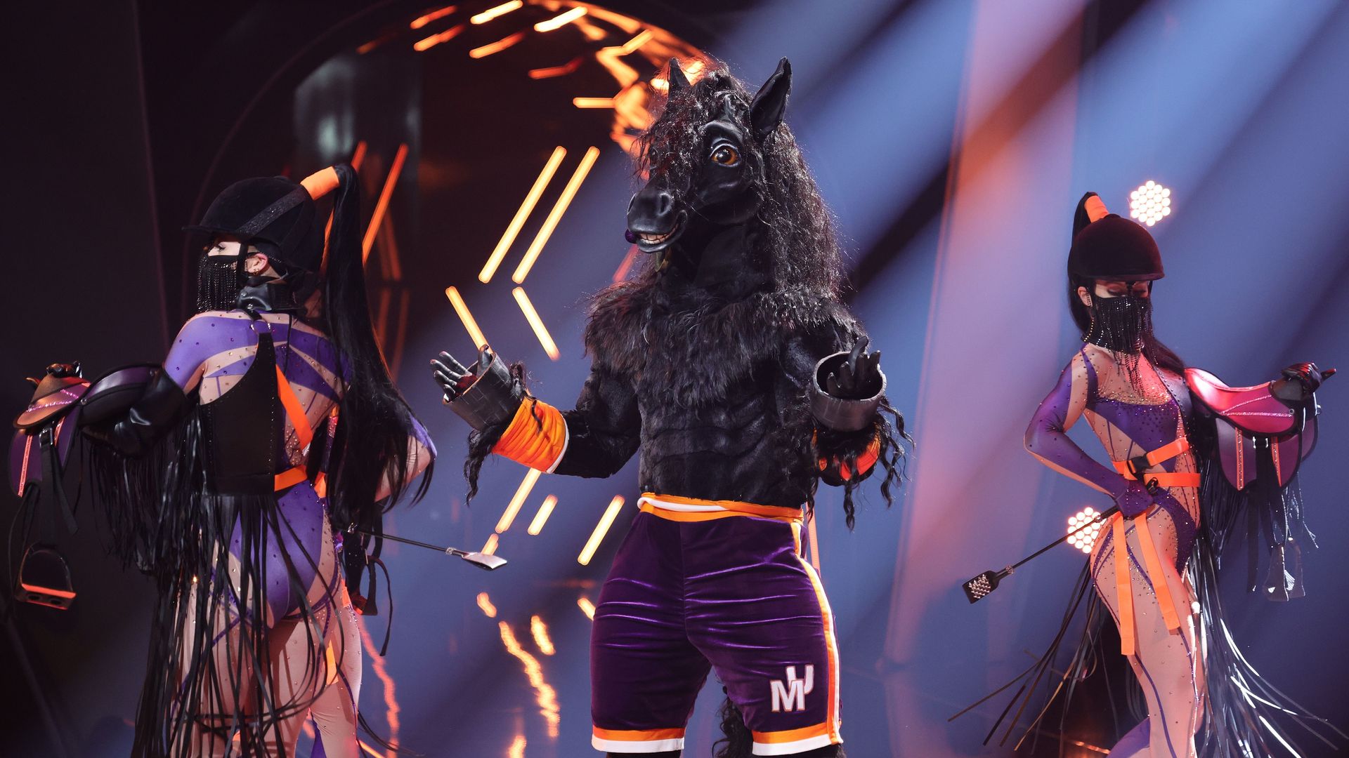 Dritter Platz: Er steckte unter dem "Masked Singer"-Mustang