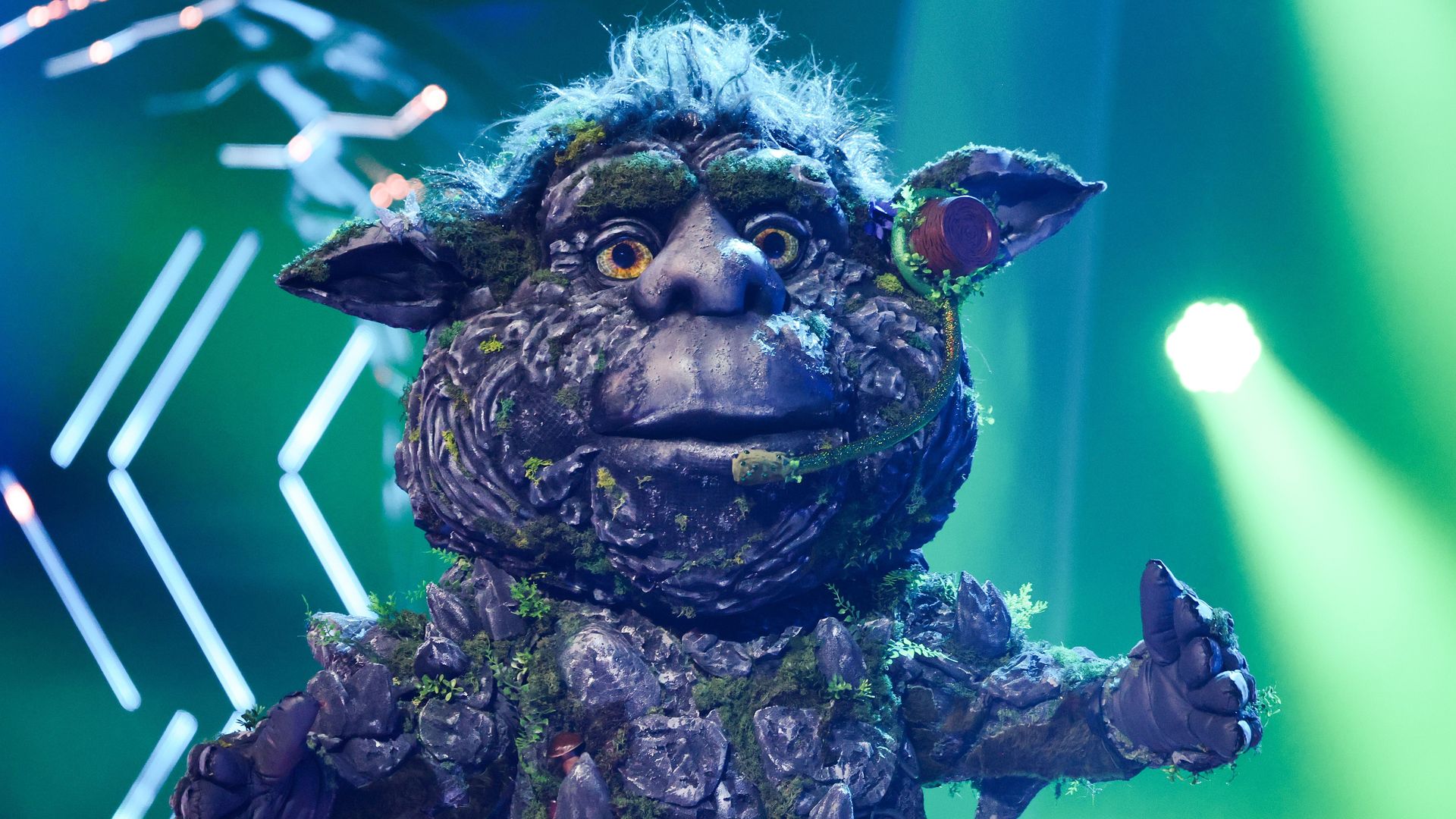 Klare Indizien: Steckt sie unter dem "Masked Singer"-Troll?