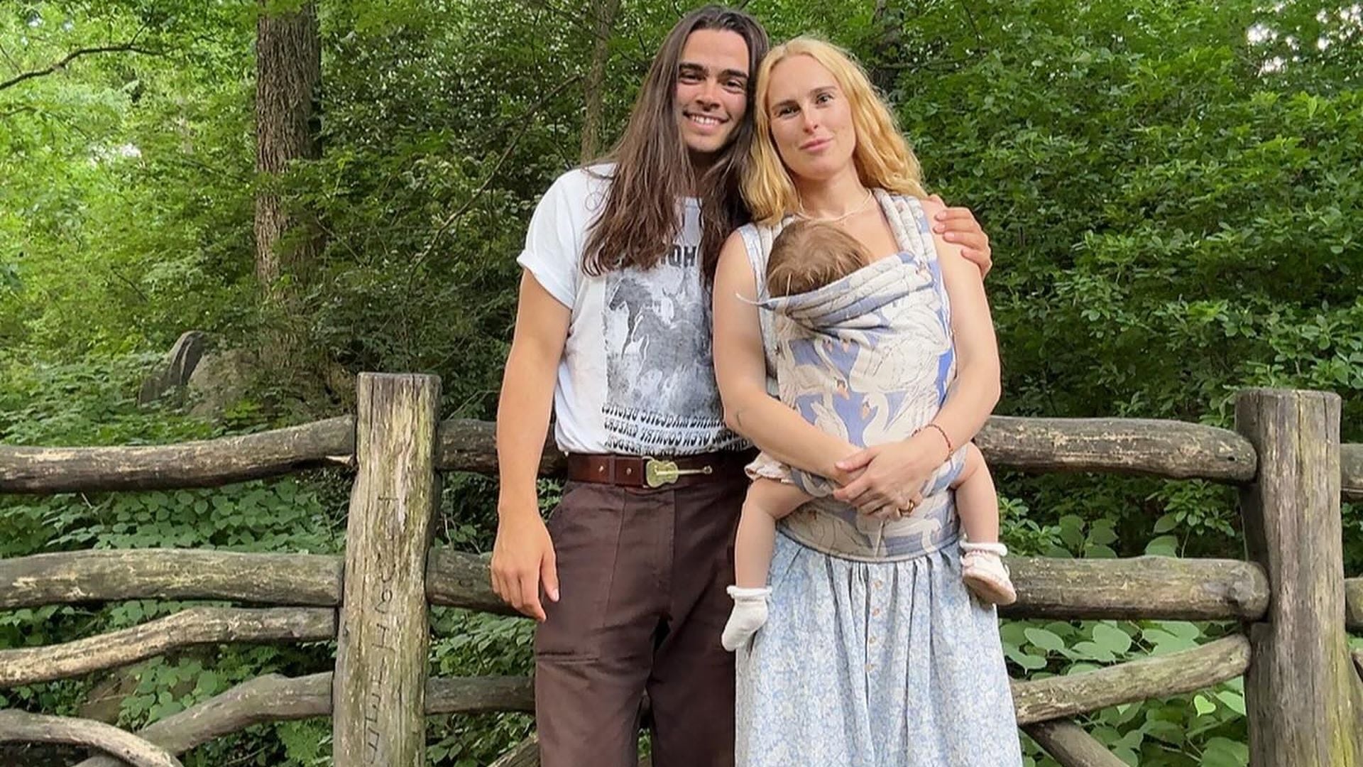 Trennung 2024: Rumer Willis & Derek streiten ums Sorgerecht
