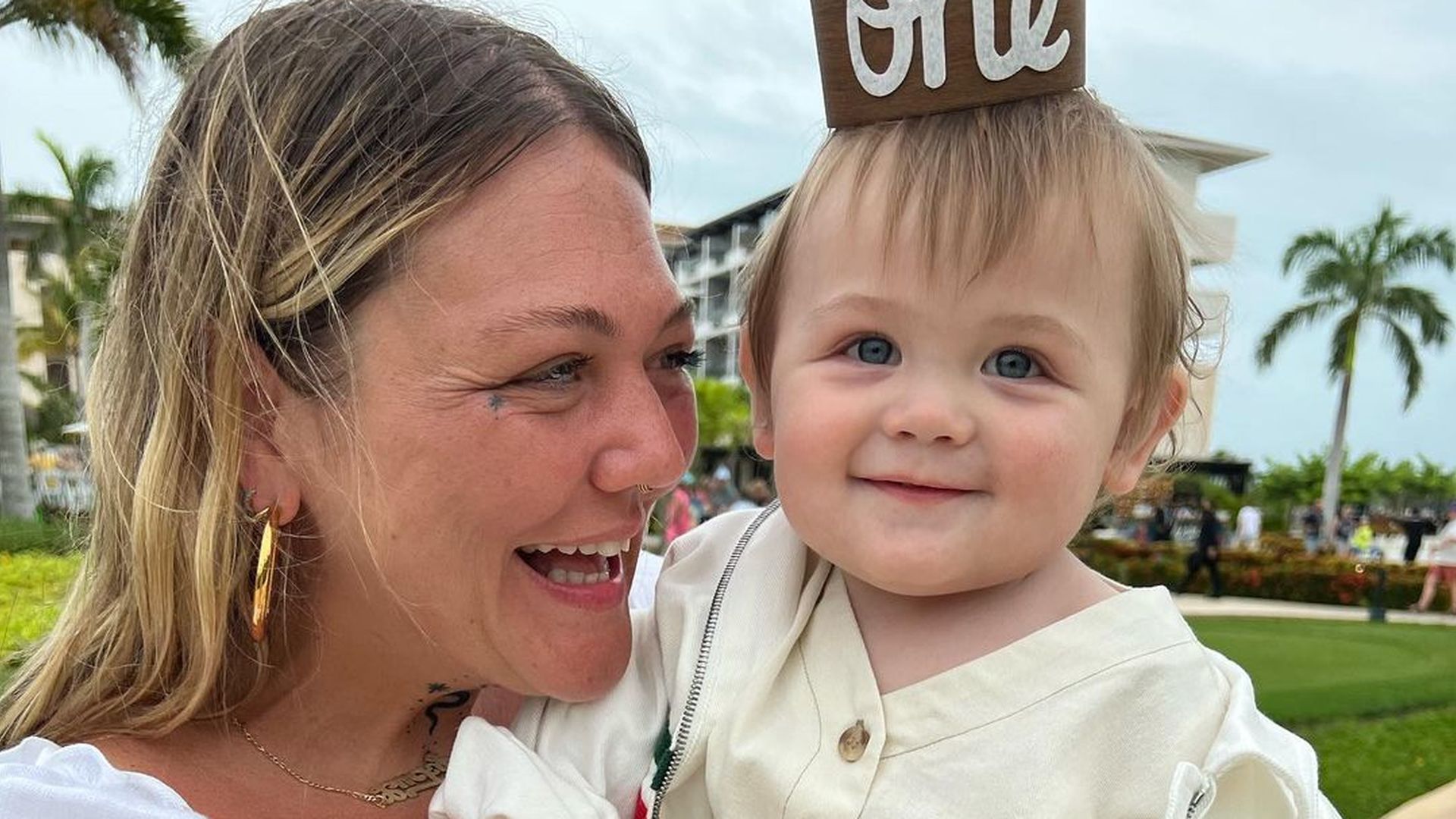 Ein Jahr Mama: Elle King ist "sanfterer Mensch" geworden