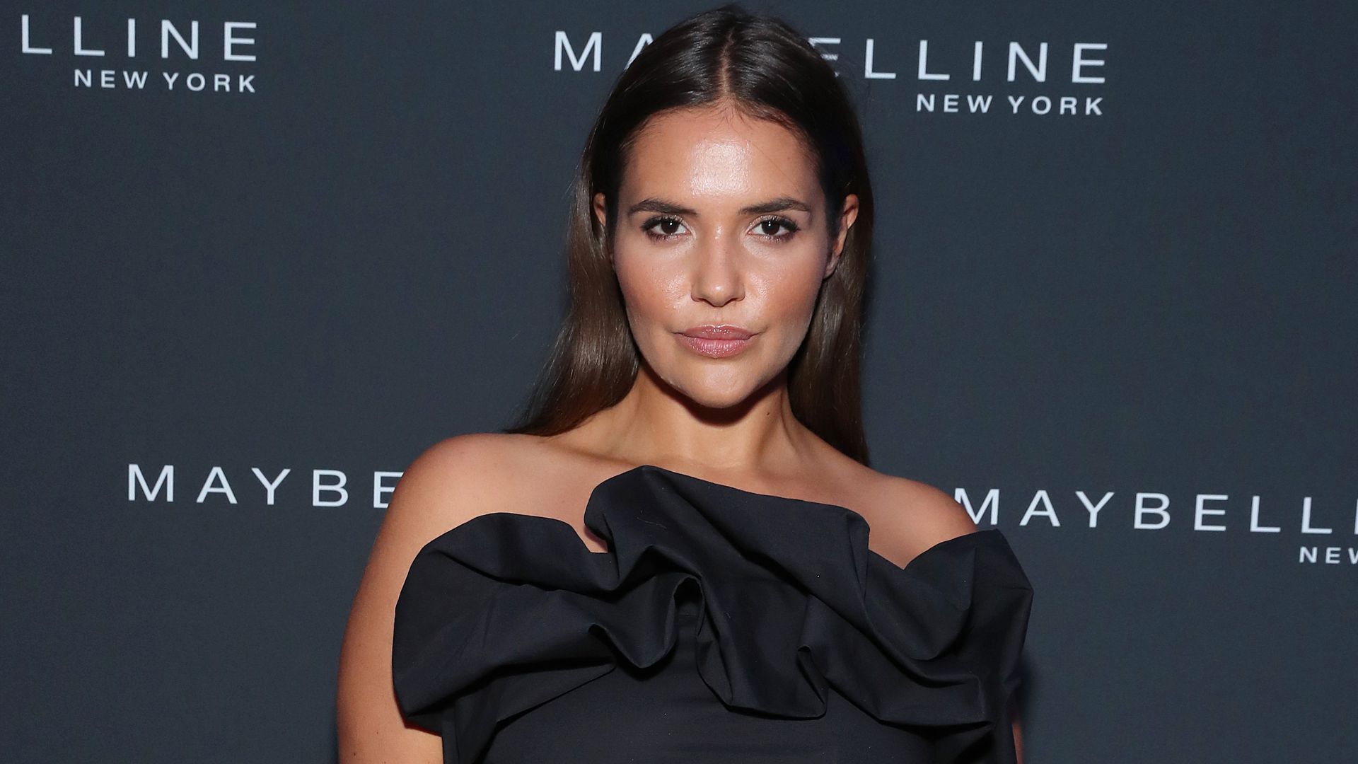 Tipps von Emma Sanders: Das muss ein Curvy-Model mitbringen!