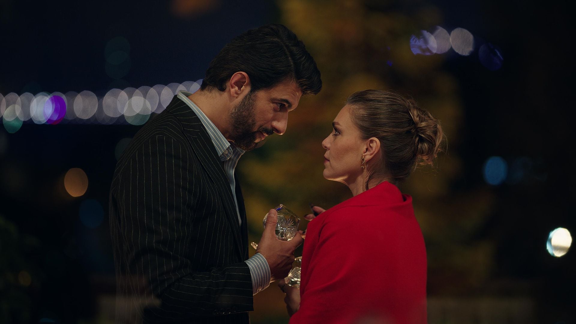 Netflix-Serie "Altes Geld, neue Liebe" spaltet die Zuschauer