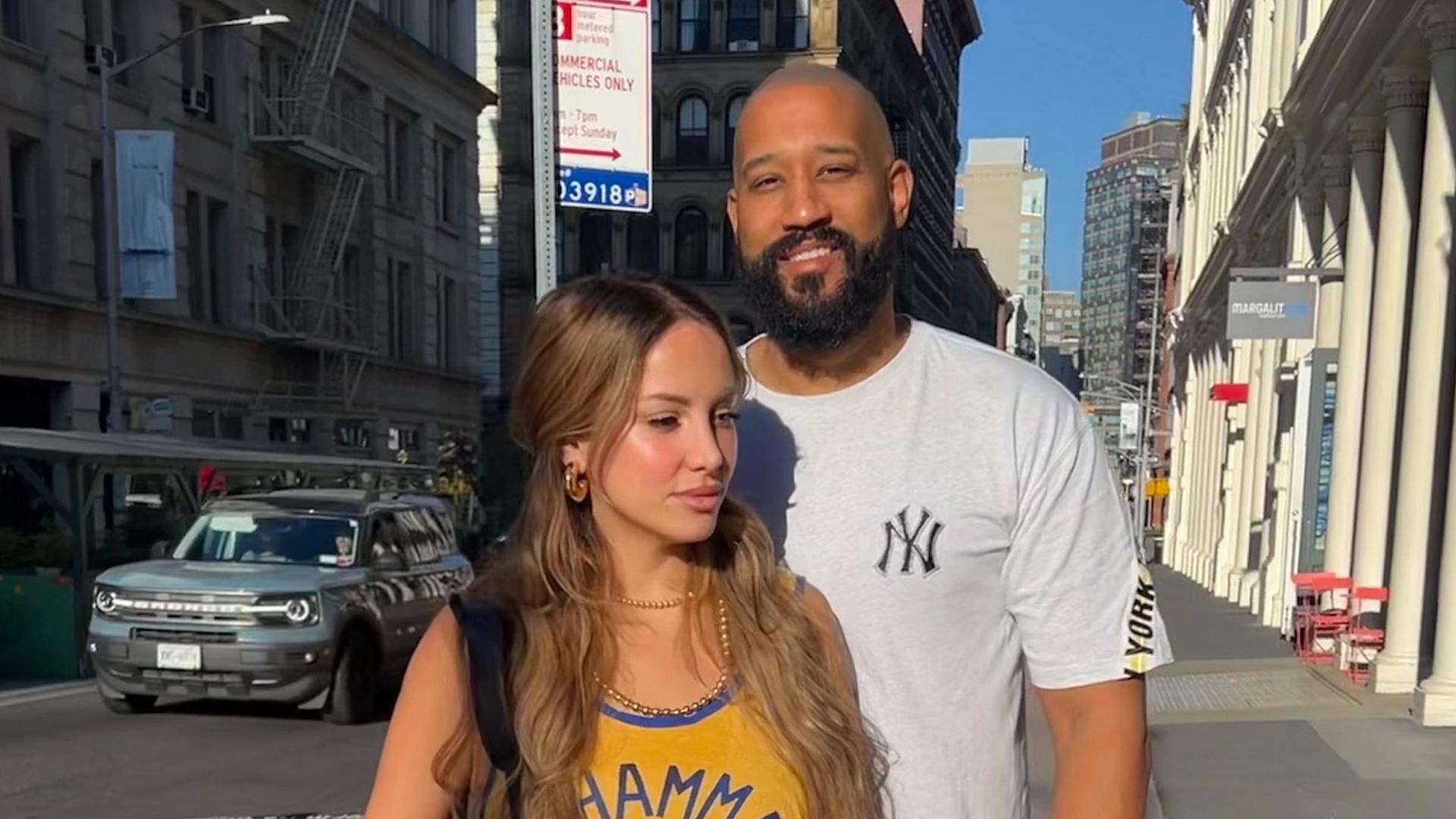 Vier Jahre verheiratet: Enissa Amani stellt Ehemann vor