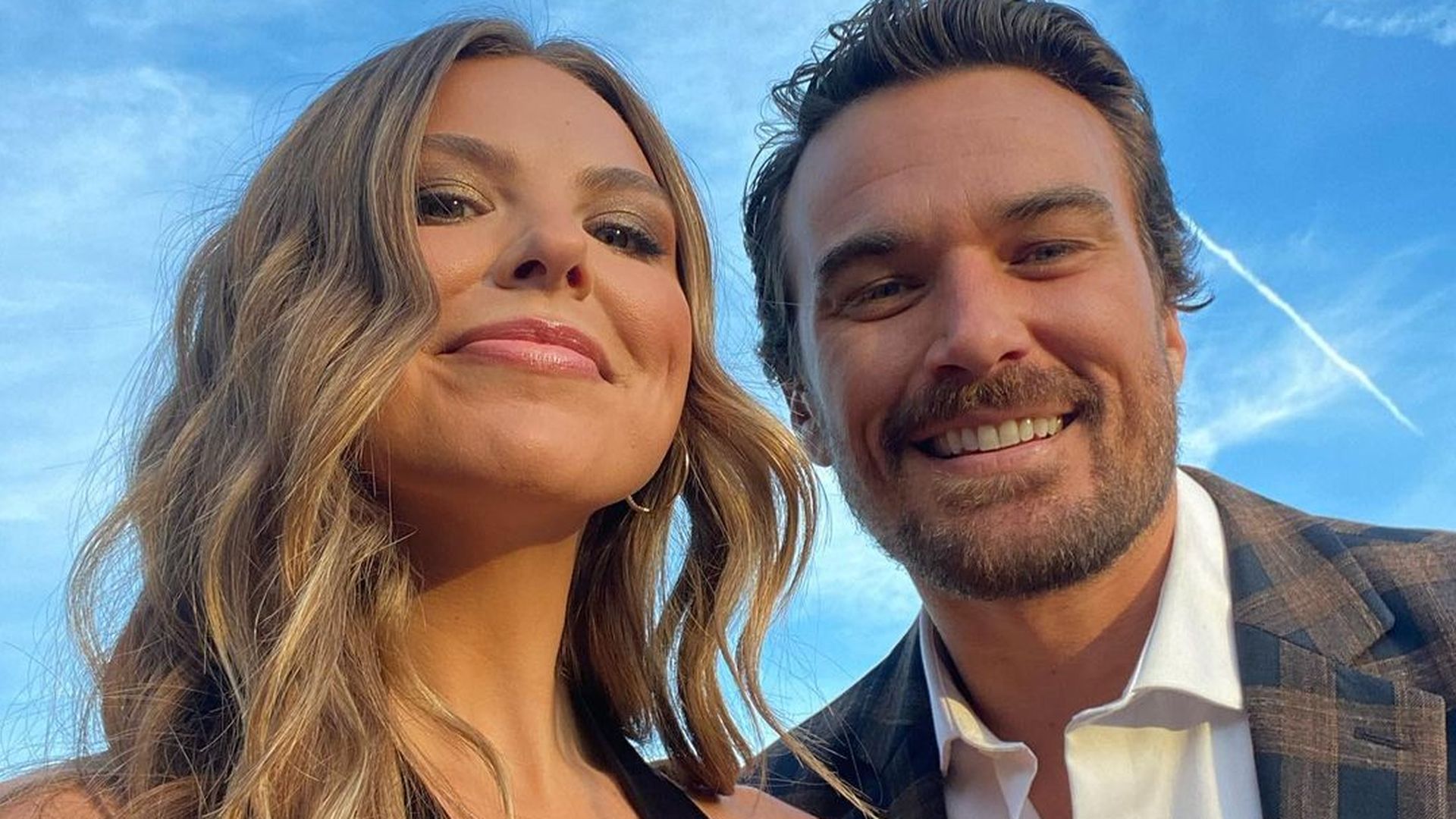 Bachelorette-Star Hannah Brown gibt ihrem Adam das Jawort