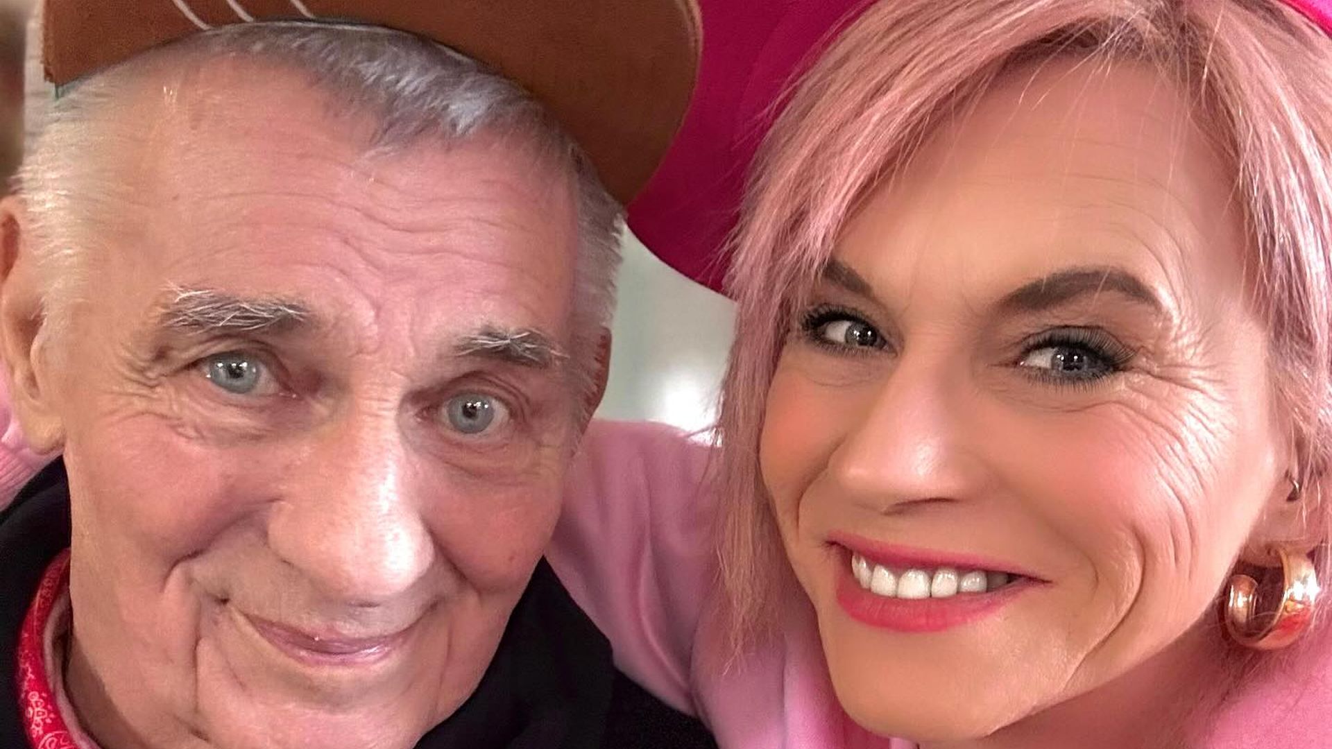 Nach Klinikdrama: Heinz Hoenig und Annika strahlen bei Shoot