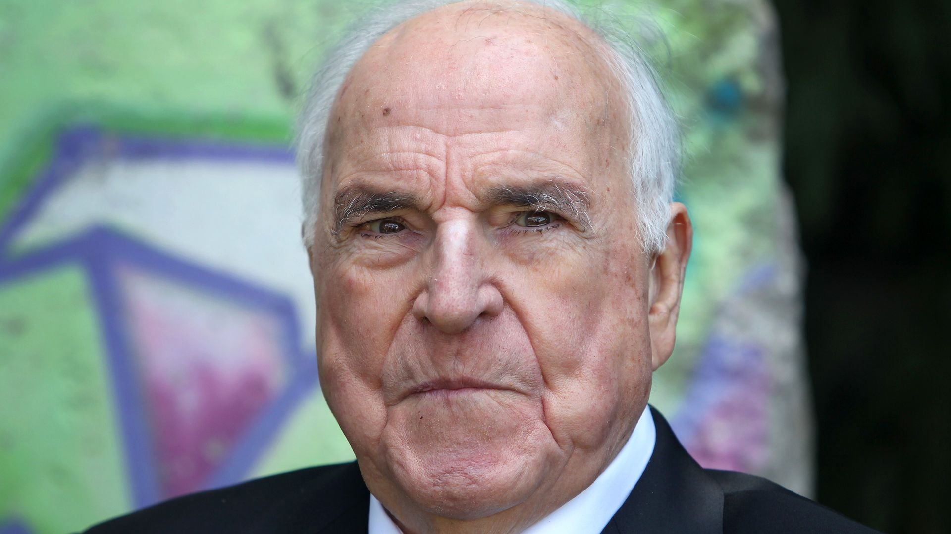 Offiziell: Helmut Kohl wird nicht im Familiengrab beerdigt!