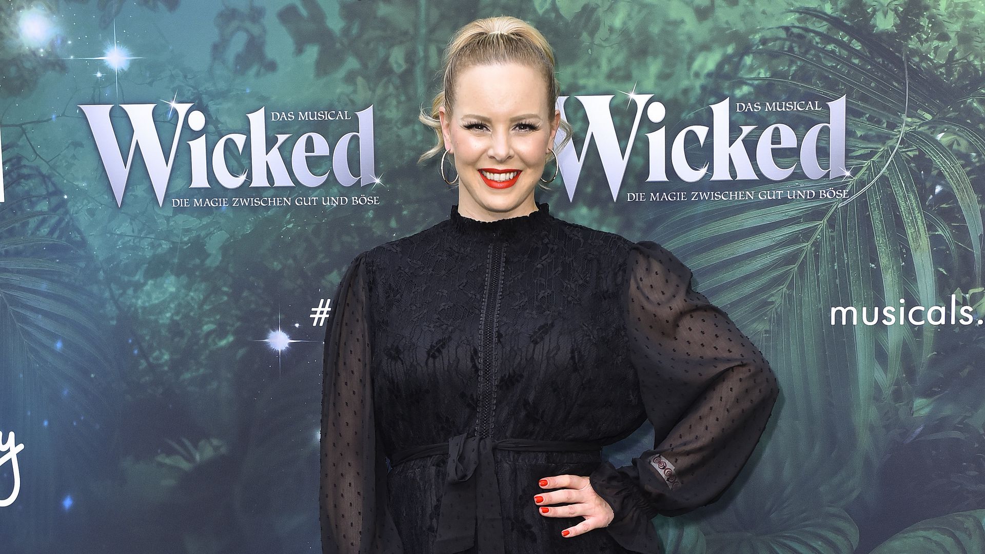 Erster Auftritt von Isabel Edvardsson nach zweiter Geburt!