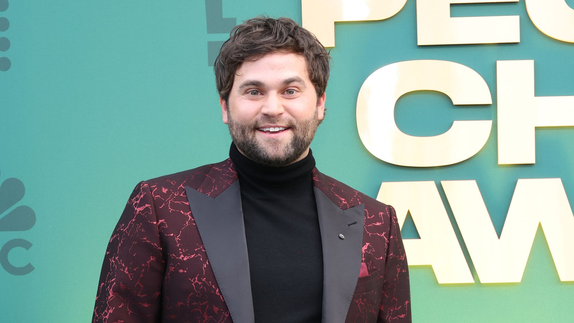 Jake Borelli kehrt als Levi Schmitt zu Grey's Anatomy zurück