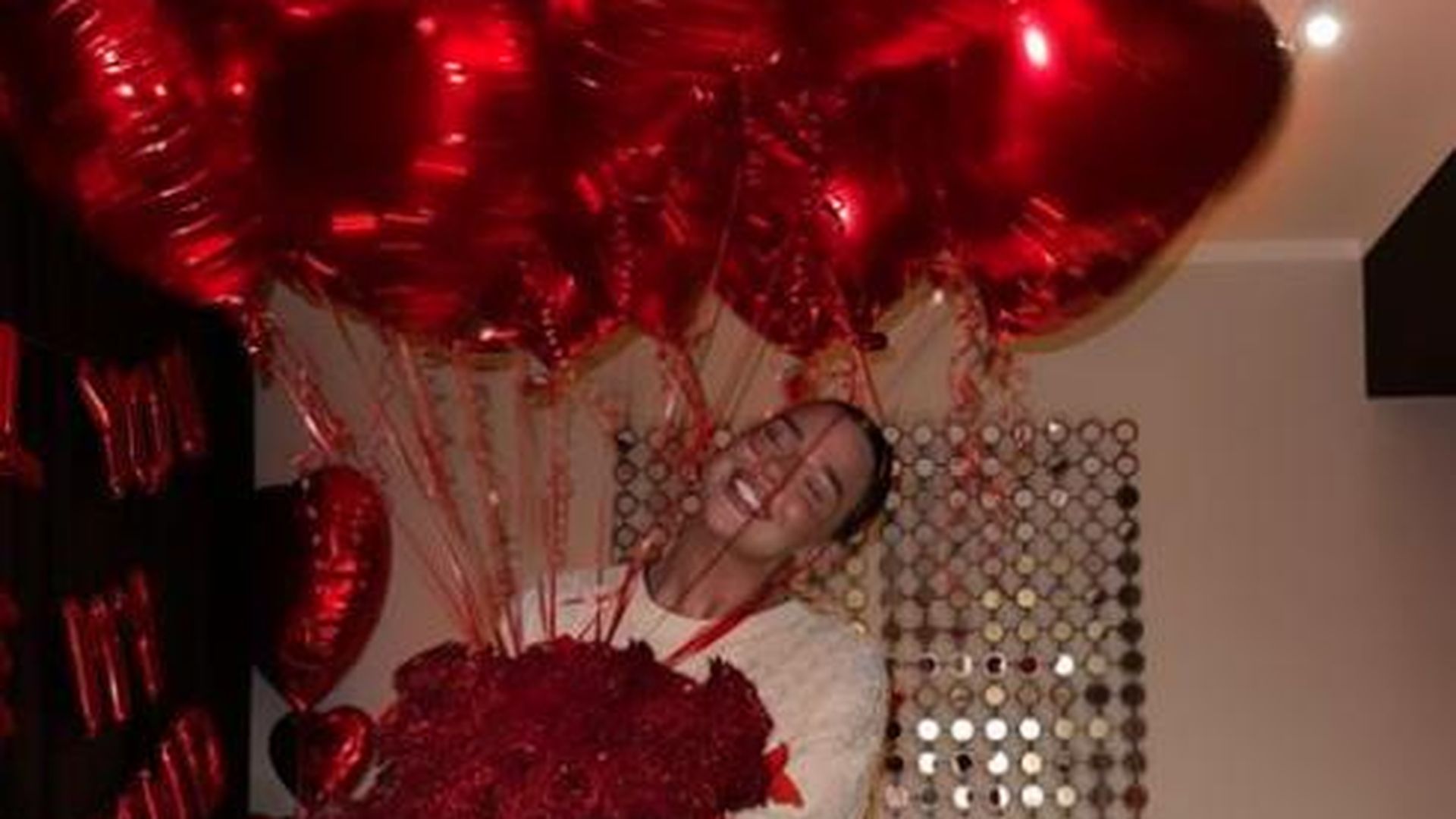 JamooTV und sein Aldi-Girl verkünden ihr Liebes-Comeback!