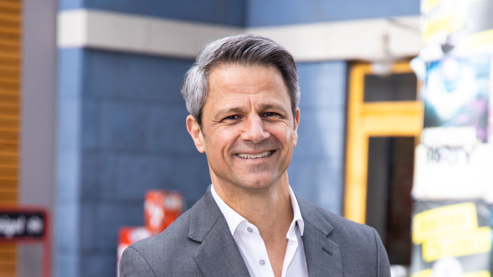 Groupie? "Unter uns"-Star Jens Hajek verpasst kein Konzert!