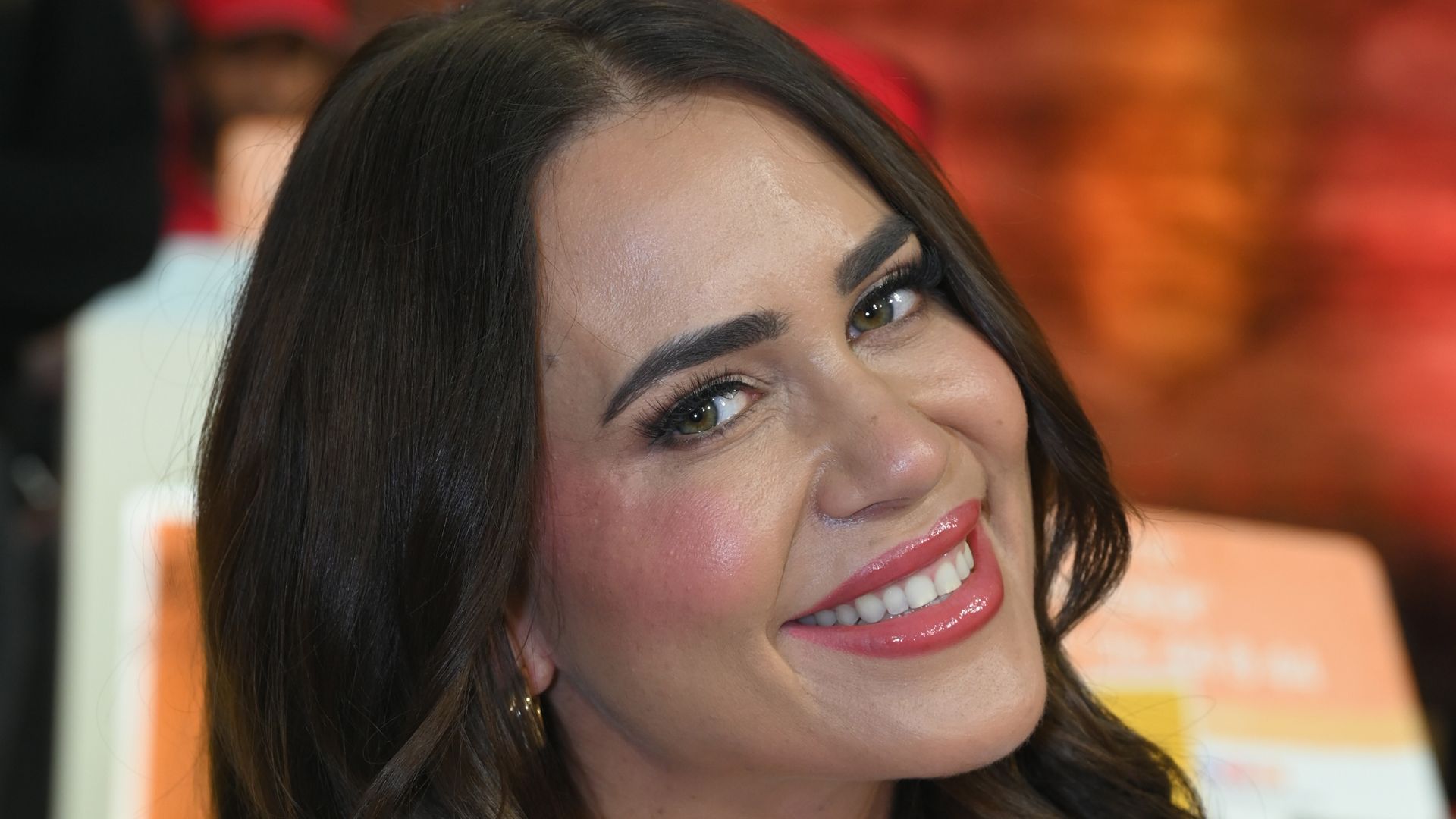 Jessica Haller teilt emotionale Worte über ihre Depressionen