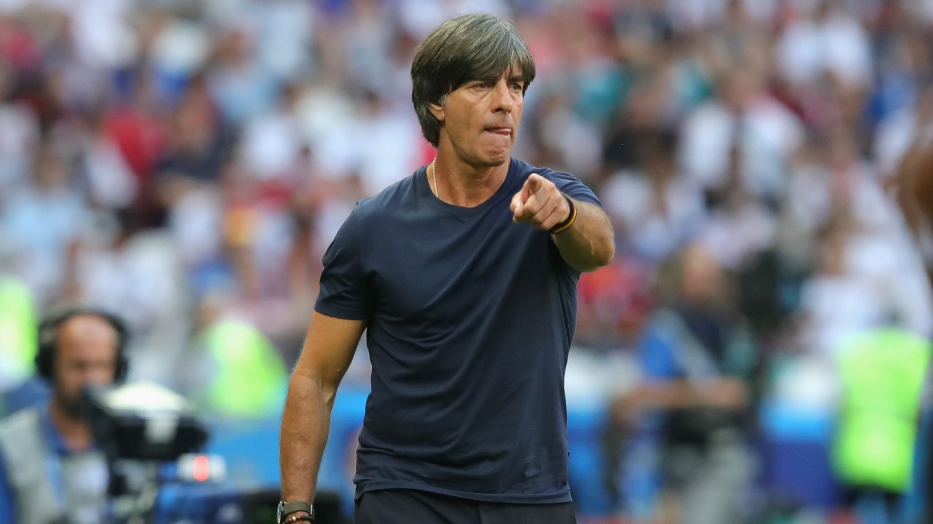 Exklusiv-Foto: Denkt Jogi Löw hier über seine Zukunft nach?