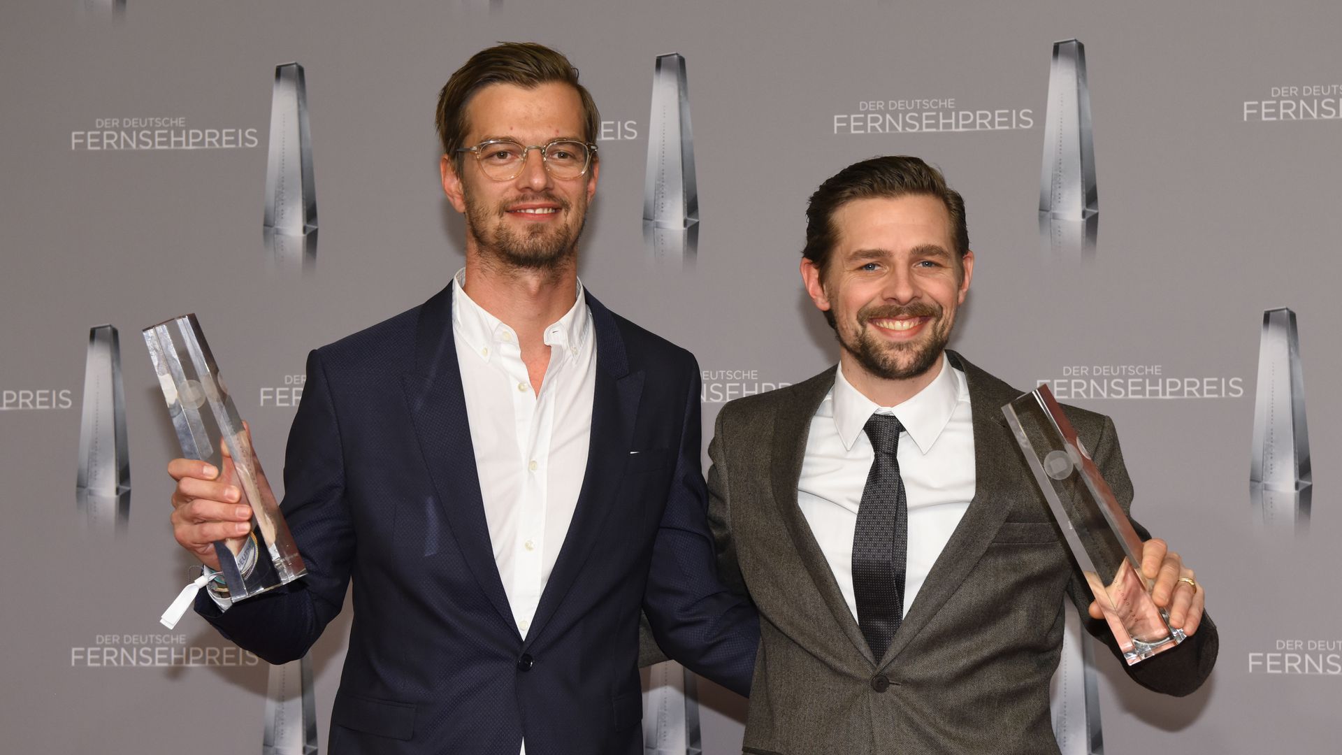 Mit Suff-Stars: Joko und Klaas' "Masked Singer" begeistert