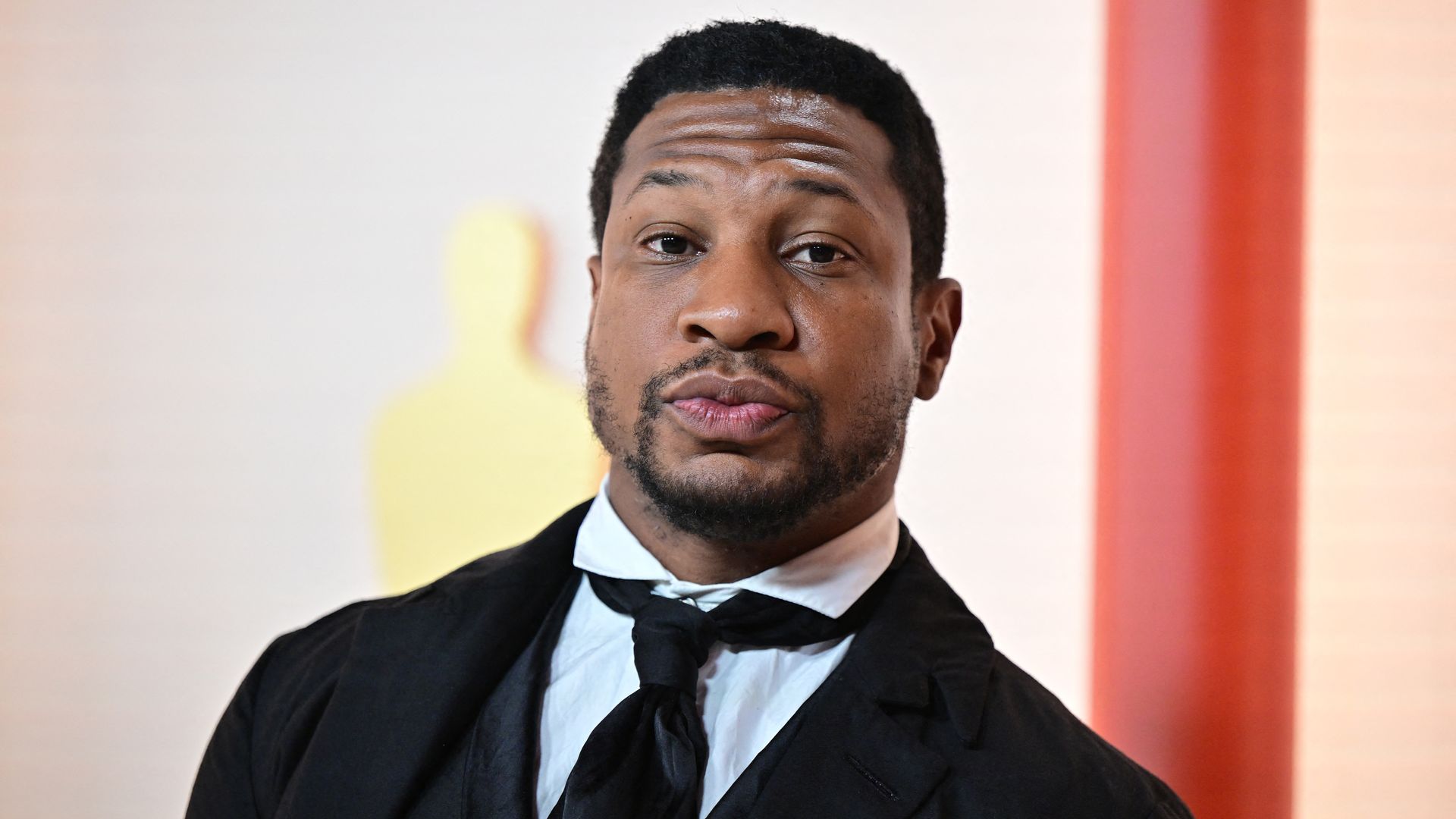 Jonathan Majors gesteht wohl Angriff auf seine Ex in Audio