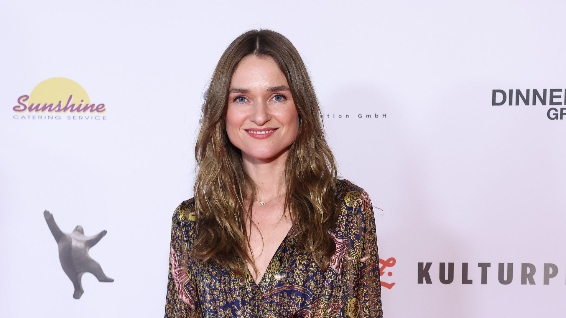 Liebescomeback? Josephin Busch zurück bei "Die Bergretter"