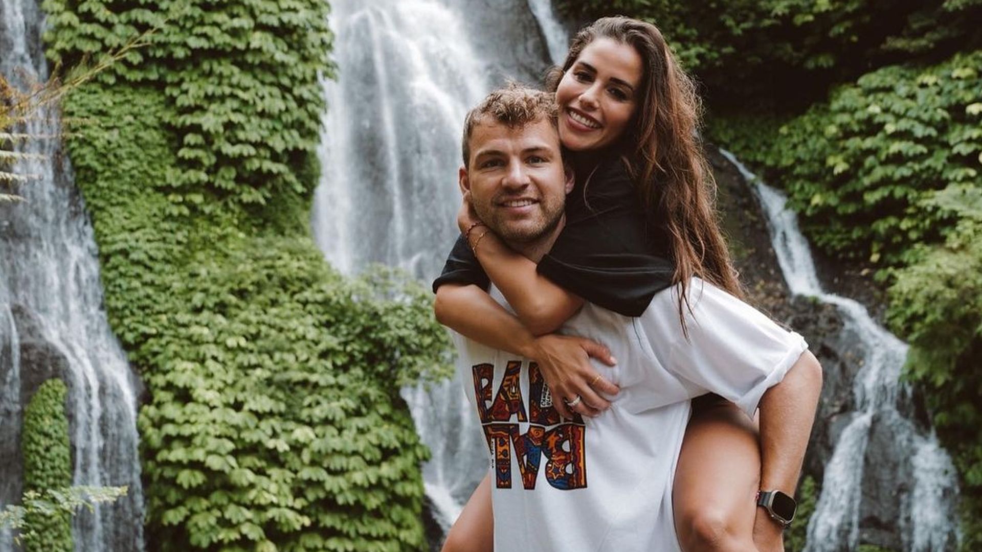 Sarah und Julian Engels haben zum zweiten Mal geheiratet!