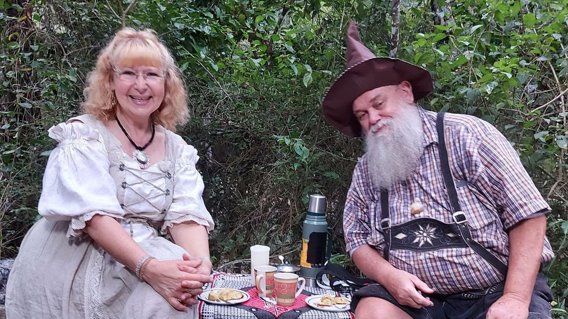 Mit Fotos: Ex-Hofdame gedenkt verstorbenen TV-Bauern Werner