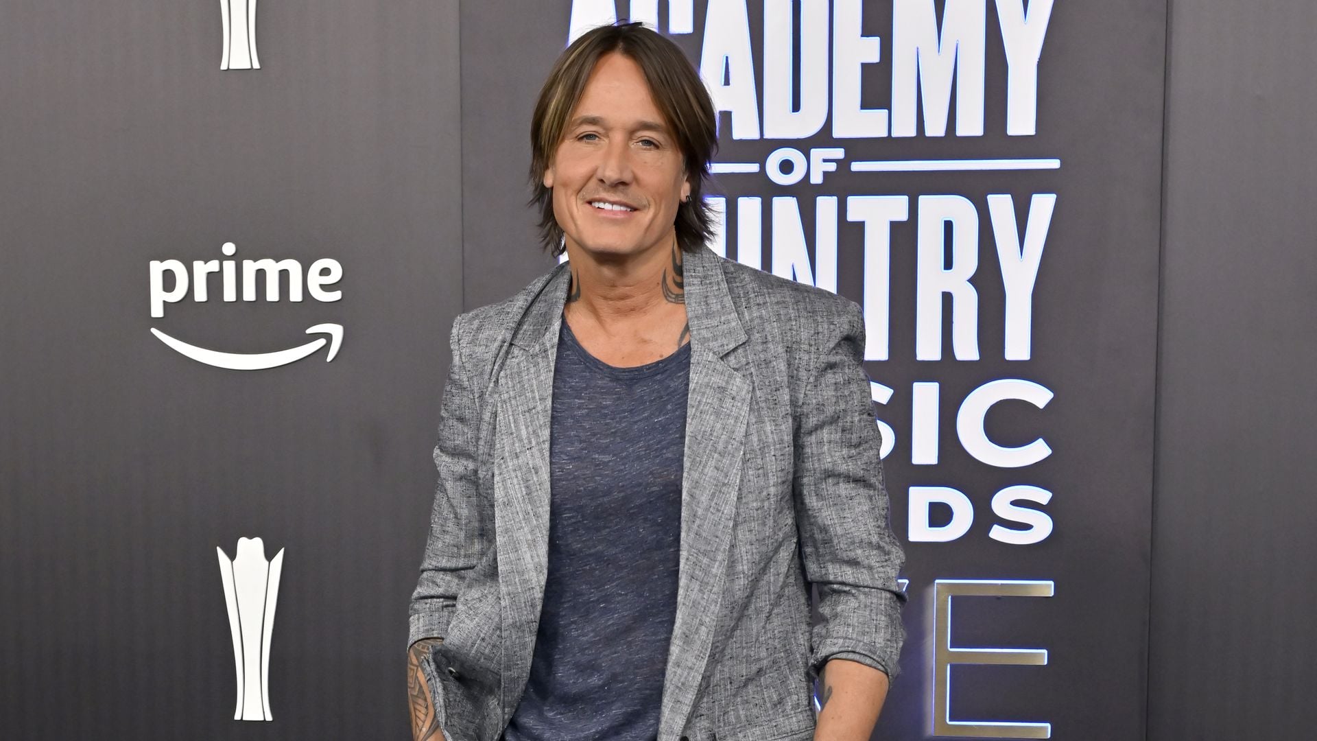 Nach Scheidung: Keith Urban geht allein über den Red Carpet