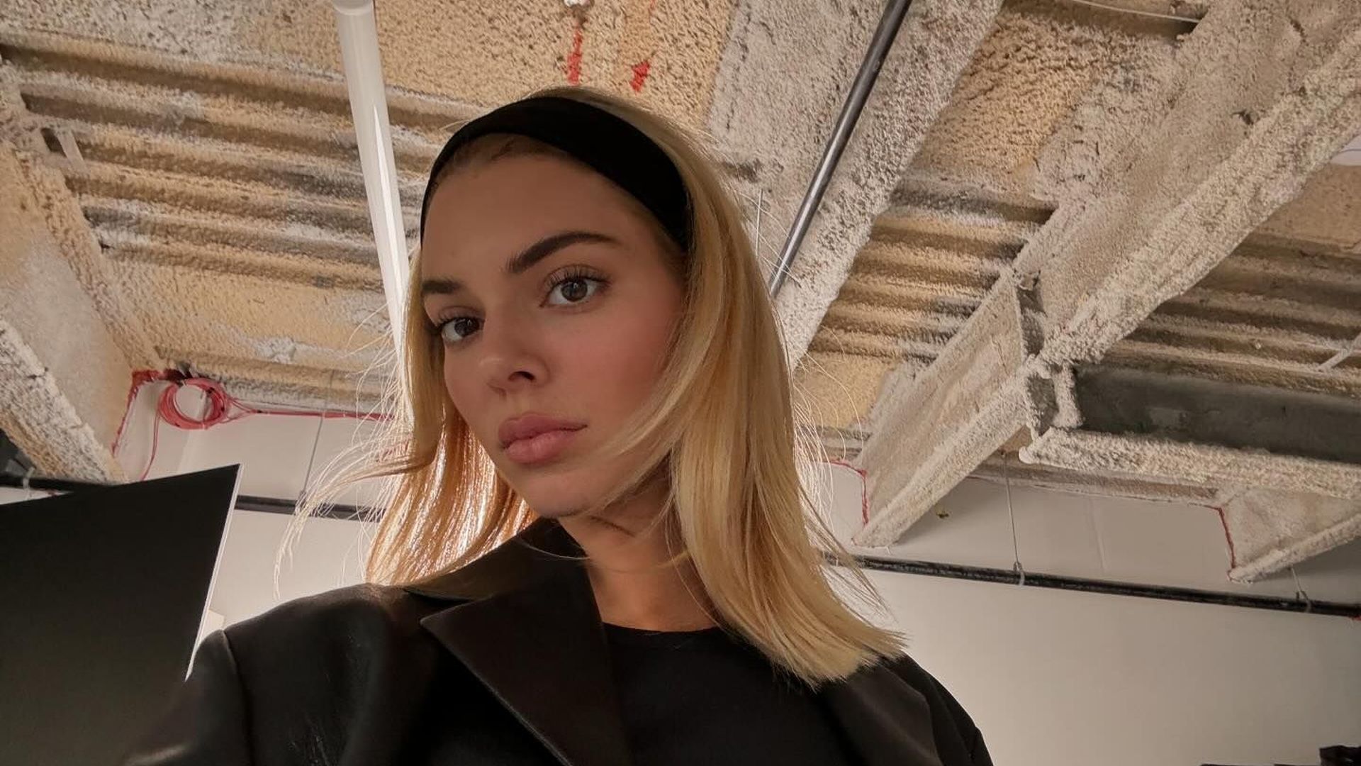 Umstyling: Kendall Jenner präsentiert ihre blonde Haarpracht