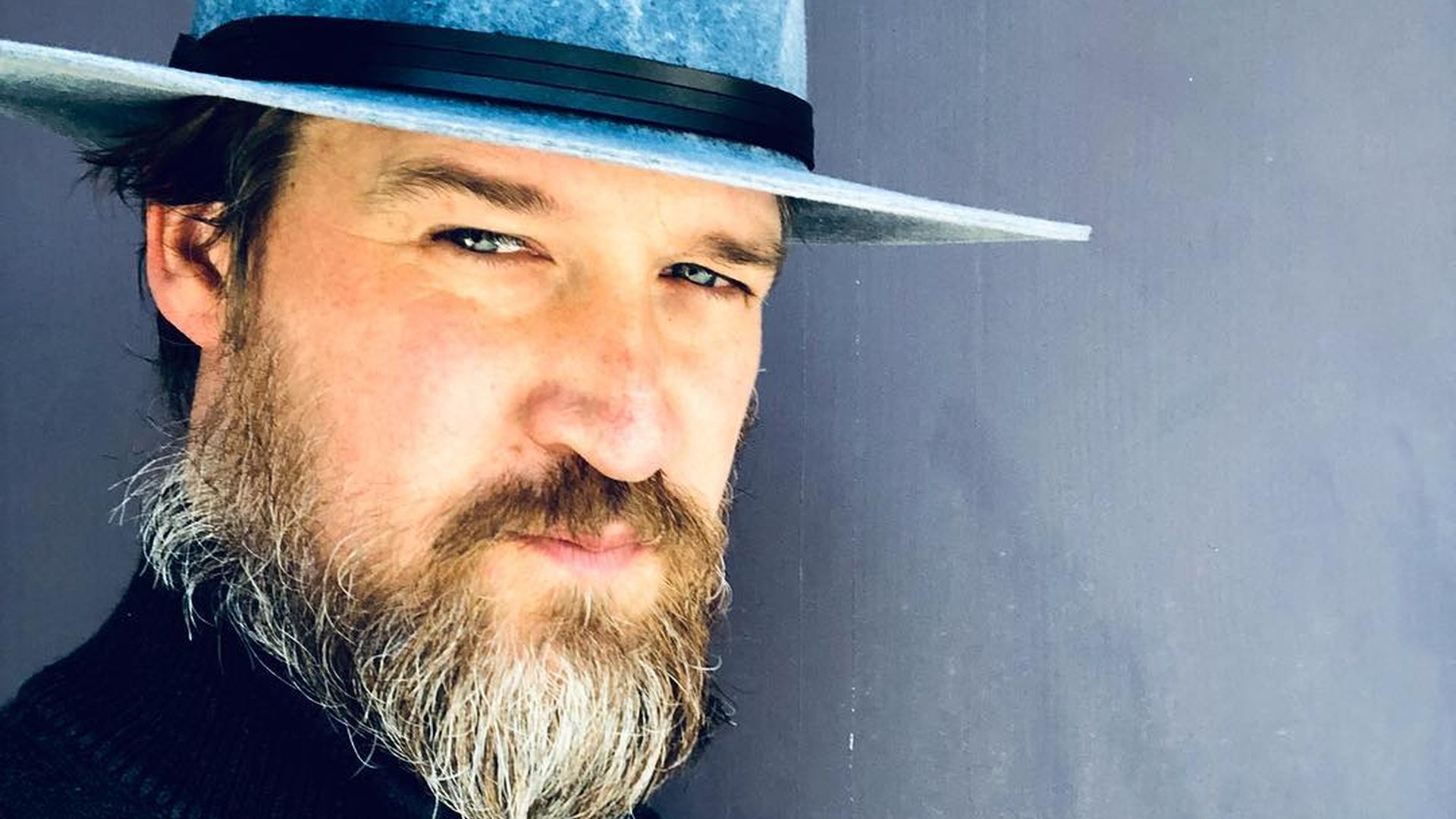 Schauspieler Kenneth Mitchell stirbt im Alter von 49 Jahren