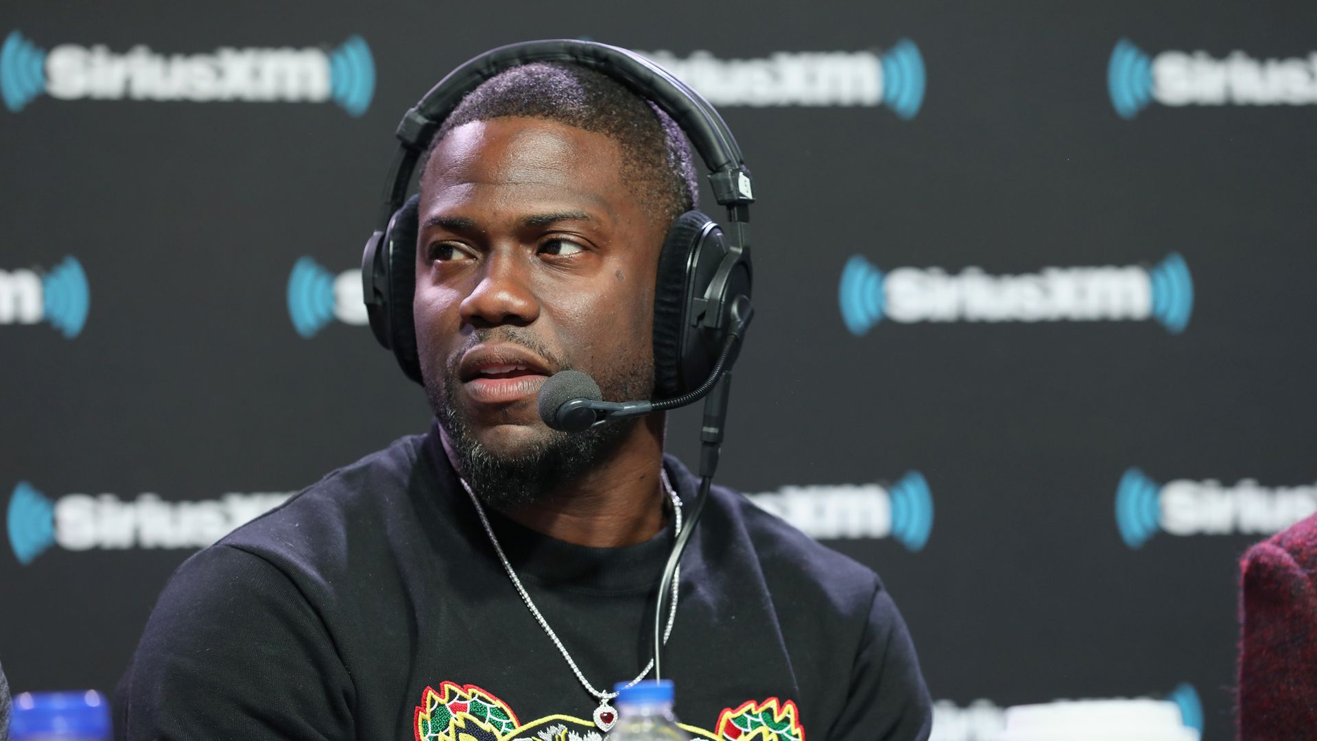Nach Horror-Unfall: Kevin Hart brauchte Hilfe beim Klo-Gang
