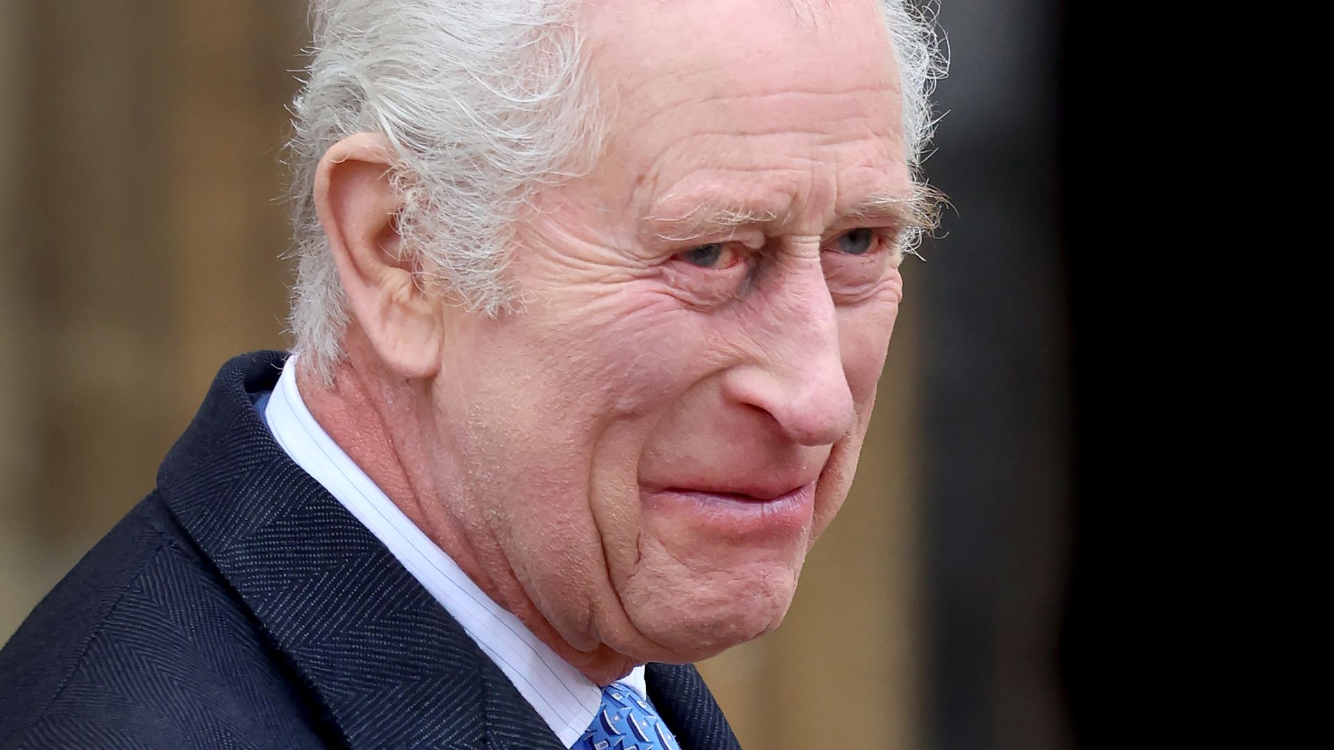 Krebsdiagnose: Auch hier zeigt sich König Charles fröhlich