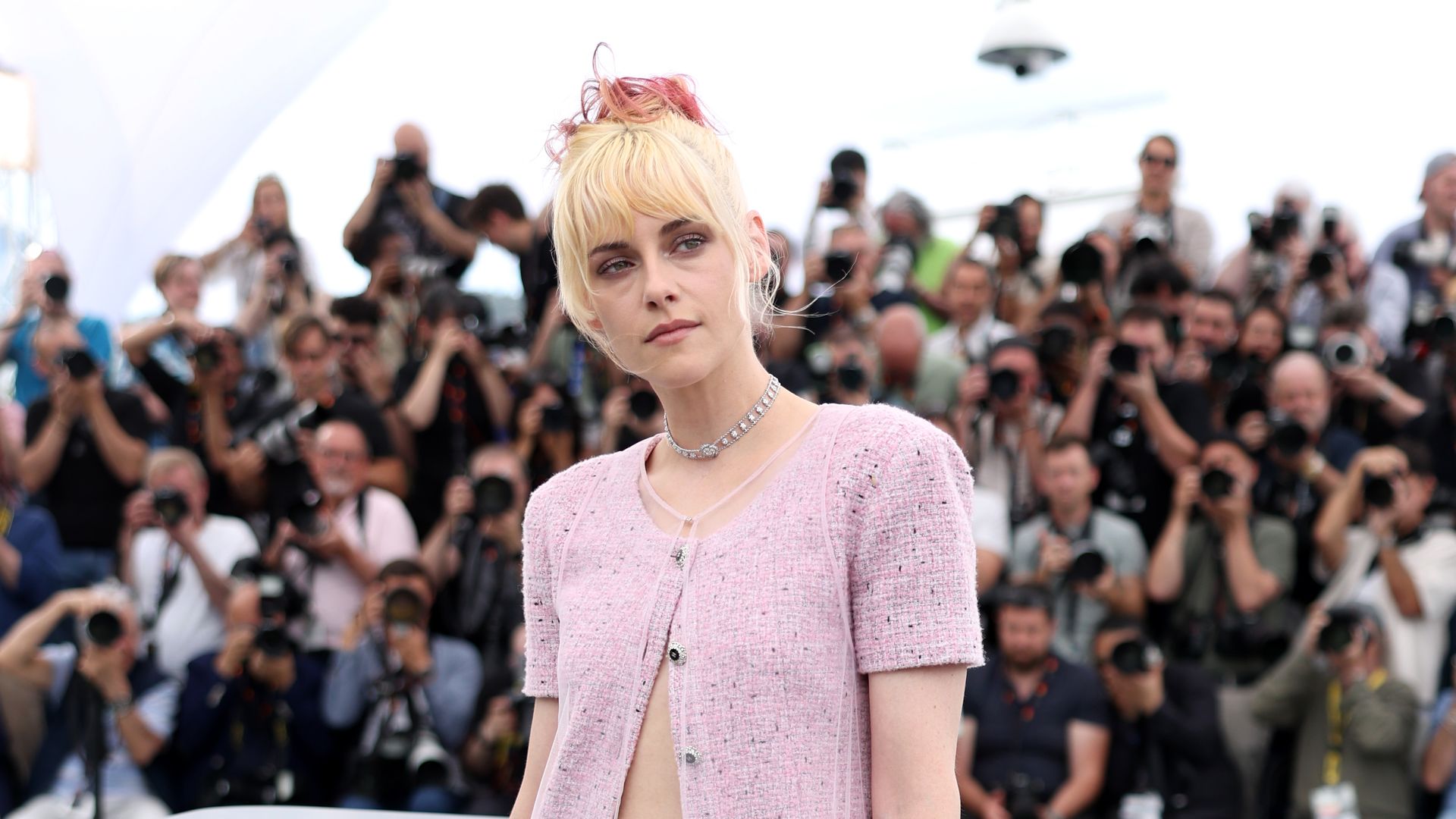 Kaum wiederzuerkennen: Kristen Stewart trägt neue Haarfarbe