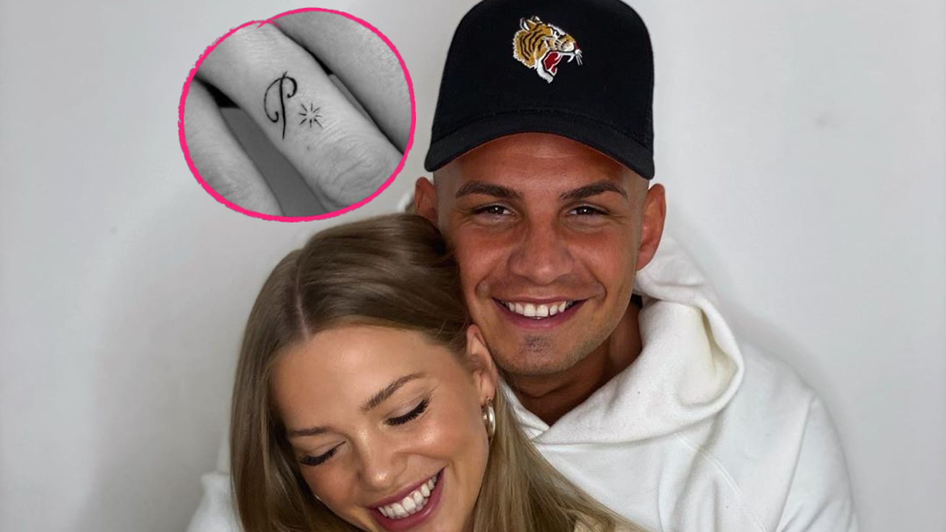 Am Finger: Laura Maria Rypa lässt sich Pietro-Tattoo stechen