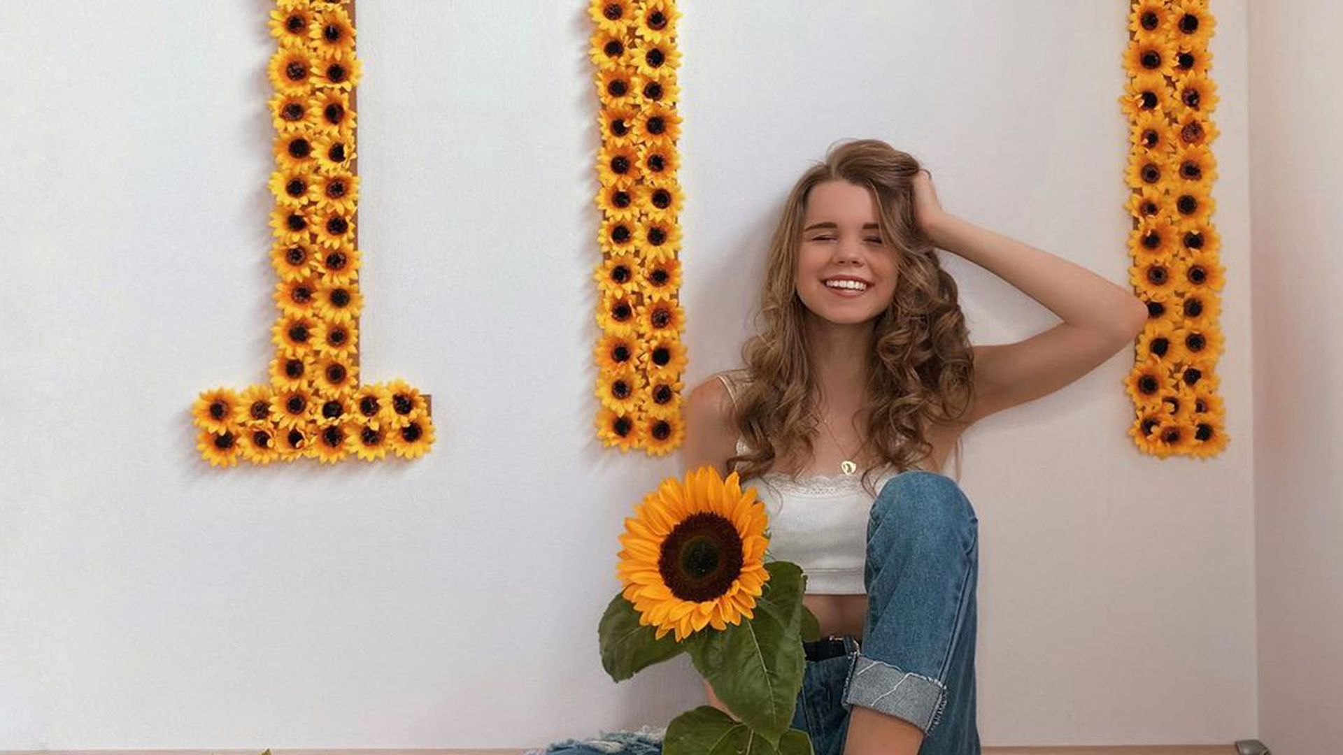 TikTok-Star Lea knackt auch auf Instagram Millionenmarke!