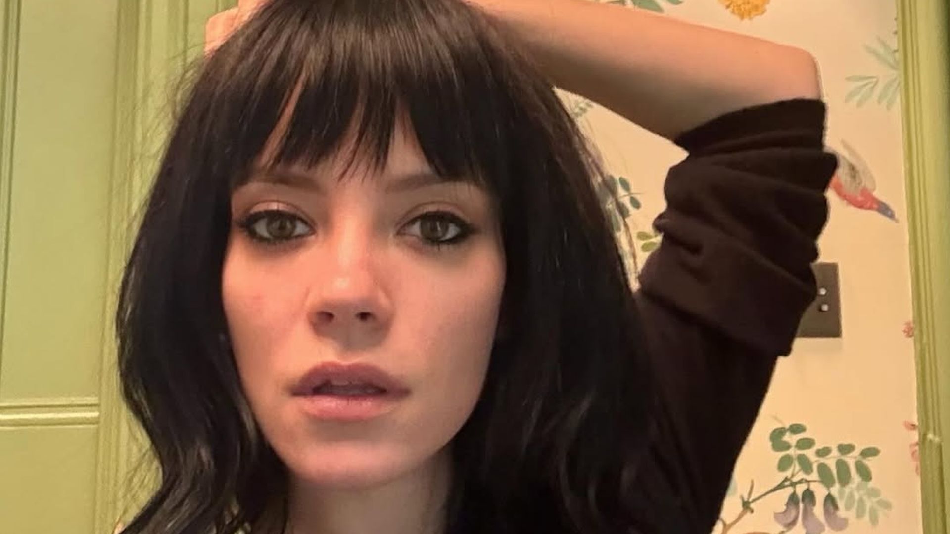 Bye bye Markenzeichen: Lily Allen trägt jetzt schwarzen Bob