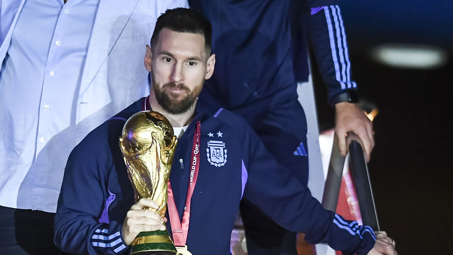 Argentinien mit 17 WM-Titeln 2022: Messi startet als Favorit - aber mit ...