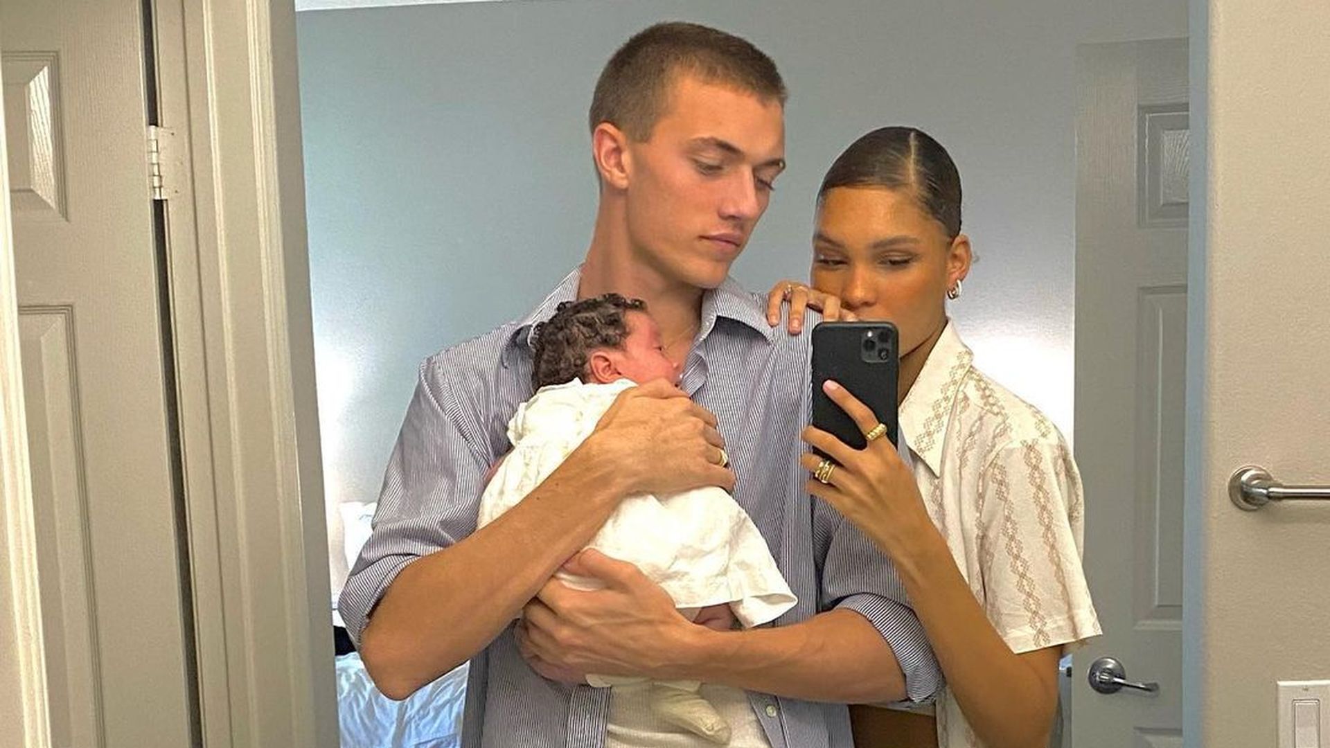 Wollen Lucky Blue Smith und seine Nara noch mehr Nachwuchs?