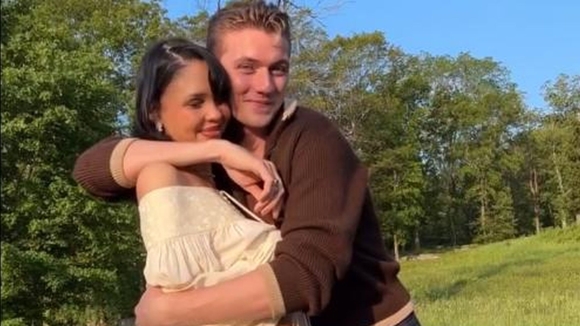 Nara Smith lehnt Begriff "traditionell" für Ehe mit Lucky ab