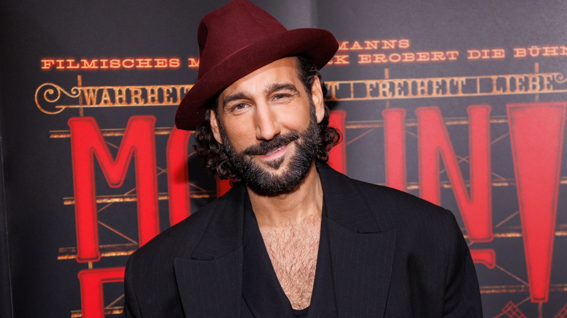 Massimo Sinató wird bald zum Musicalstar bei "Moulin Rouge"