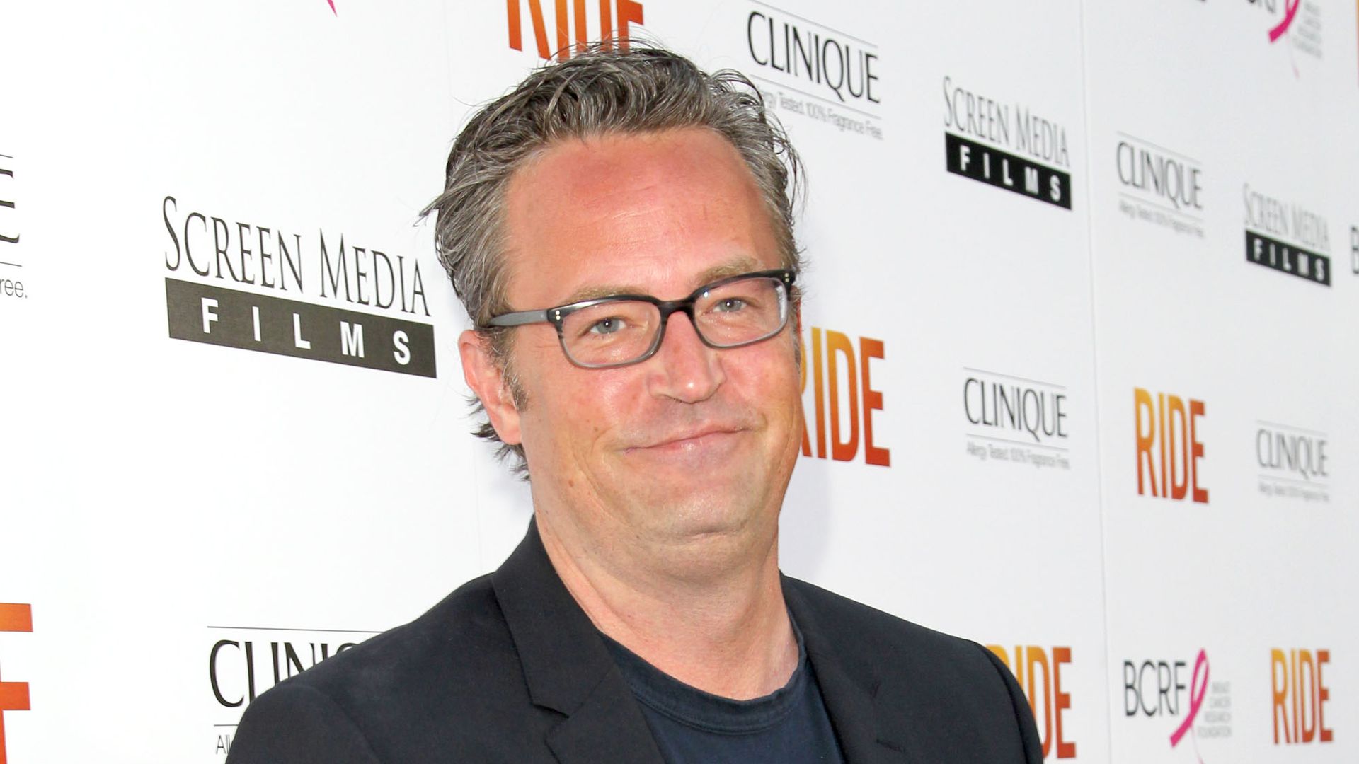 In seinem Buch: Ketamin ließ Matthew Perry den Tod fühlen!